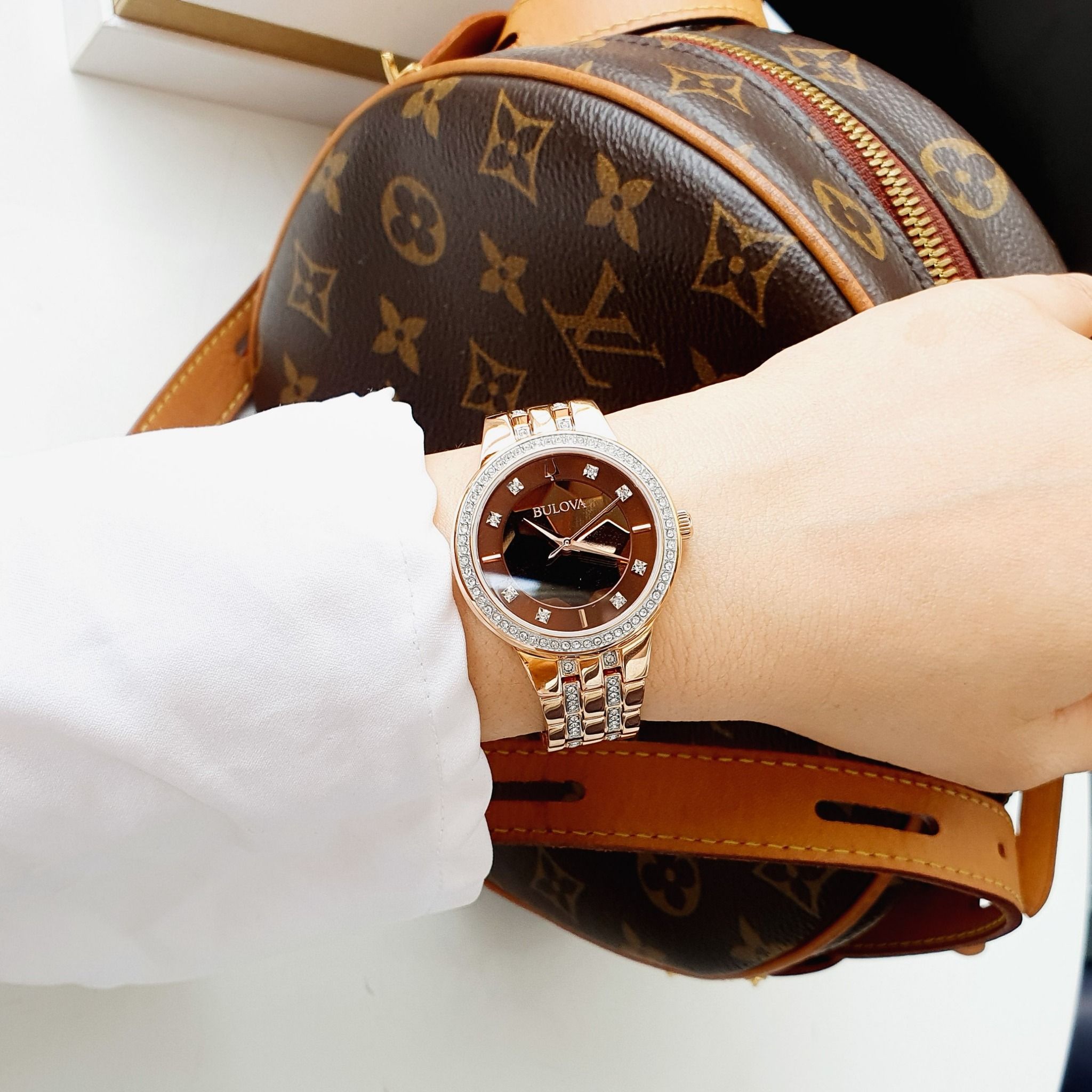 Bulova Quartz 98L266 Phantom Crystal Rose Gold Dial - Đồng Hồ Nữ - Chí ...