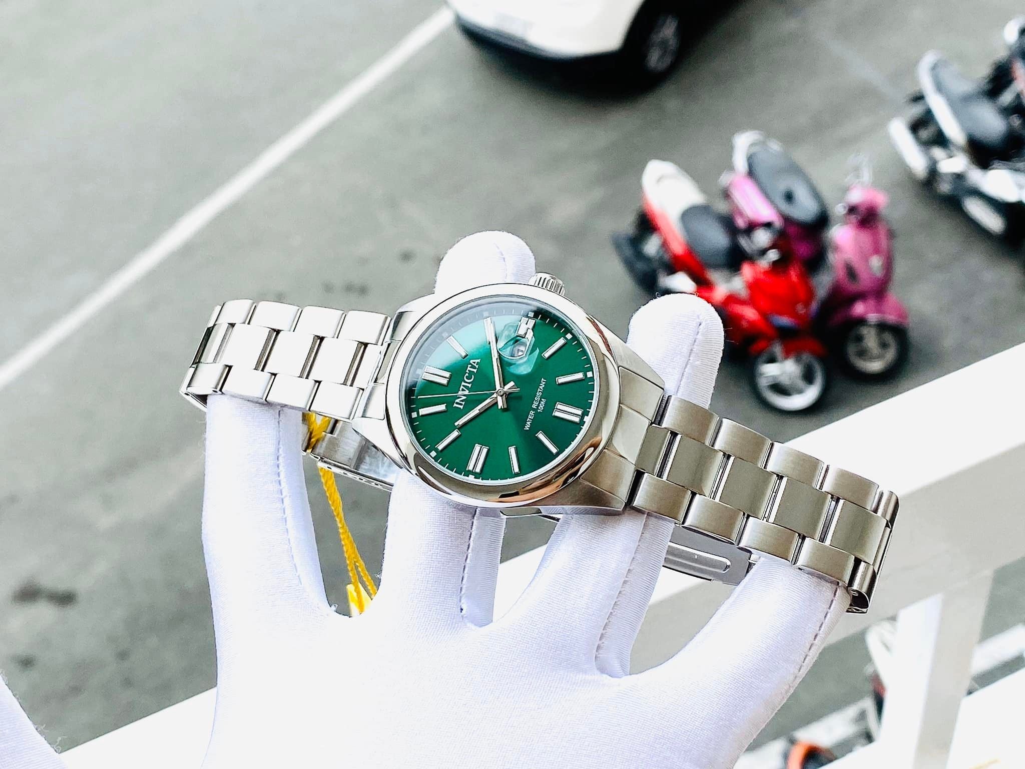 Invicta Pro Diver Quartz Green Dial 38459 – PhongWatch