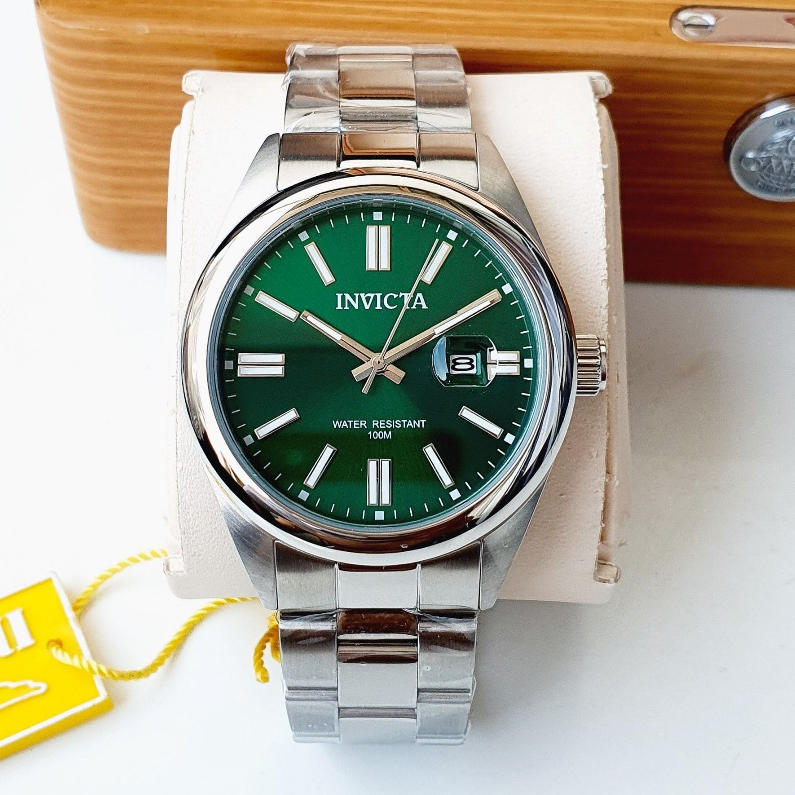 Invicta Pro Diver Quartz Green Dial 38459 – PhongWatch