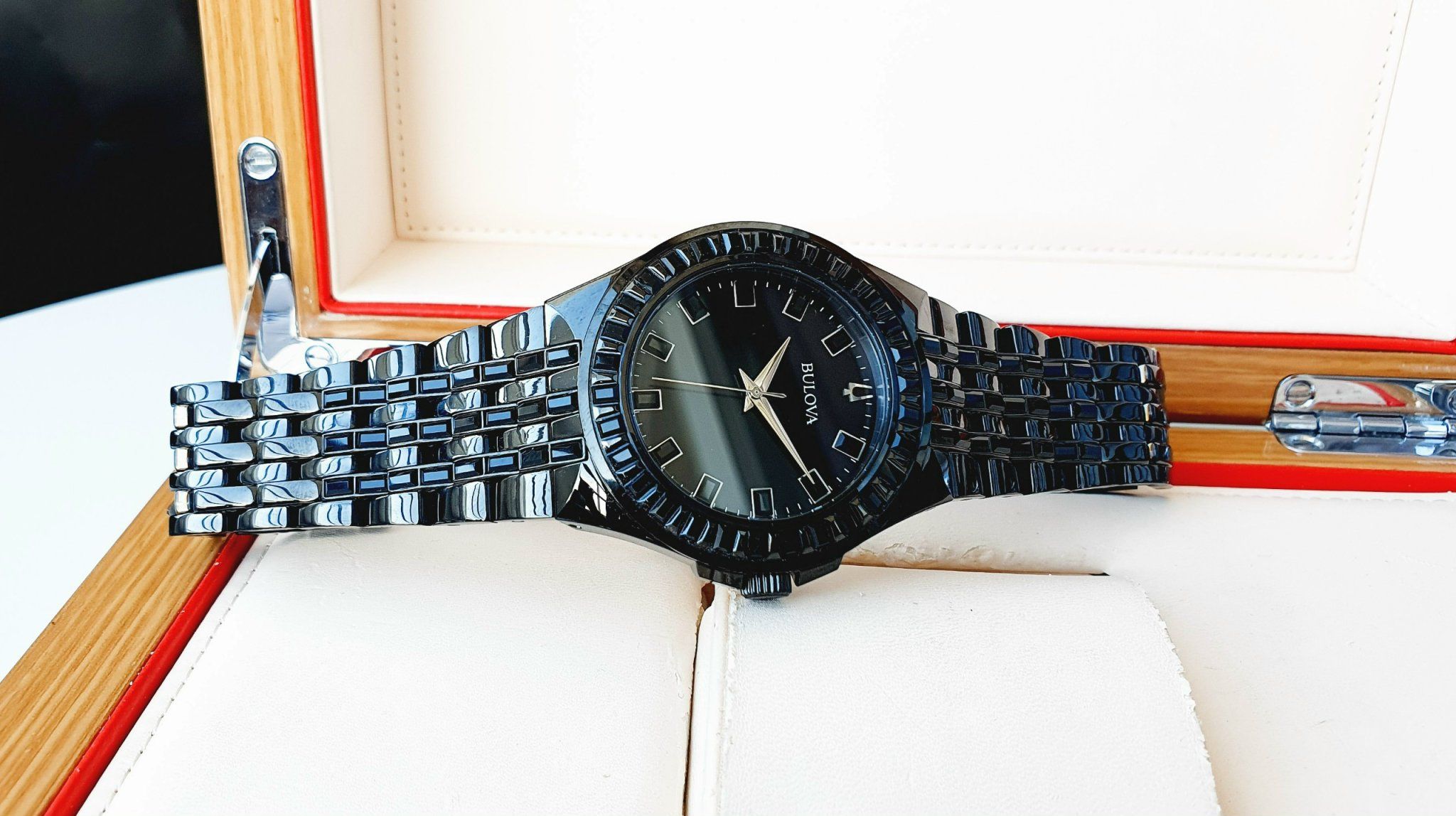 Bulova Phantom Crystal 98A240 - Đồng Hồ Nam – PhongWatch