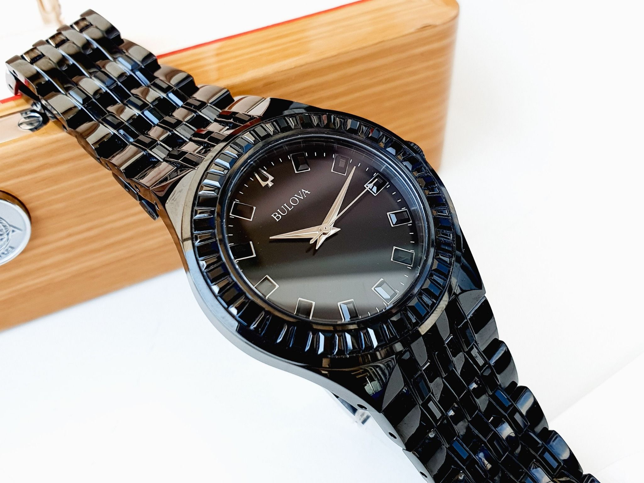 Bulova Phantom Crystal 98A240 - Đồng Hồ Nam – PhongWatch