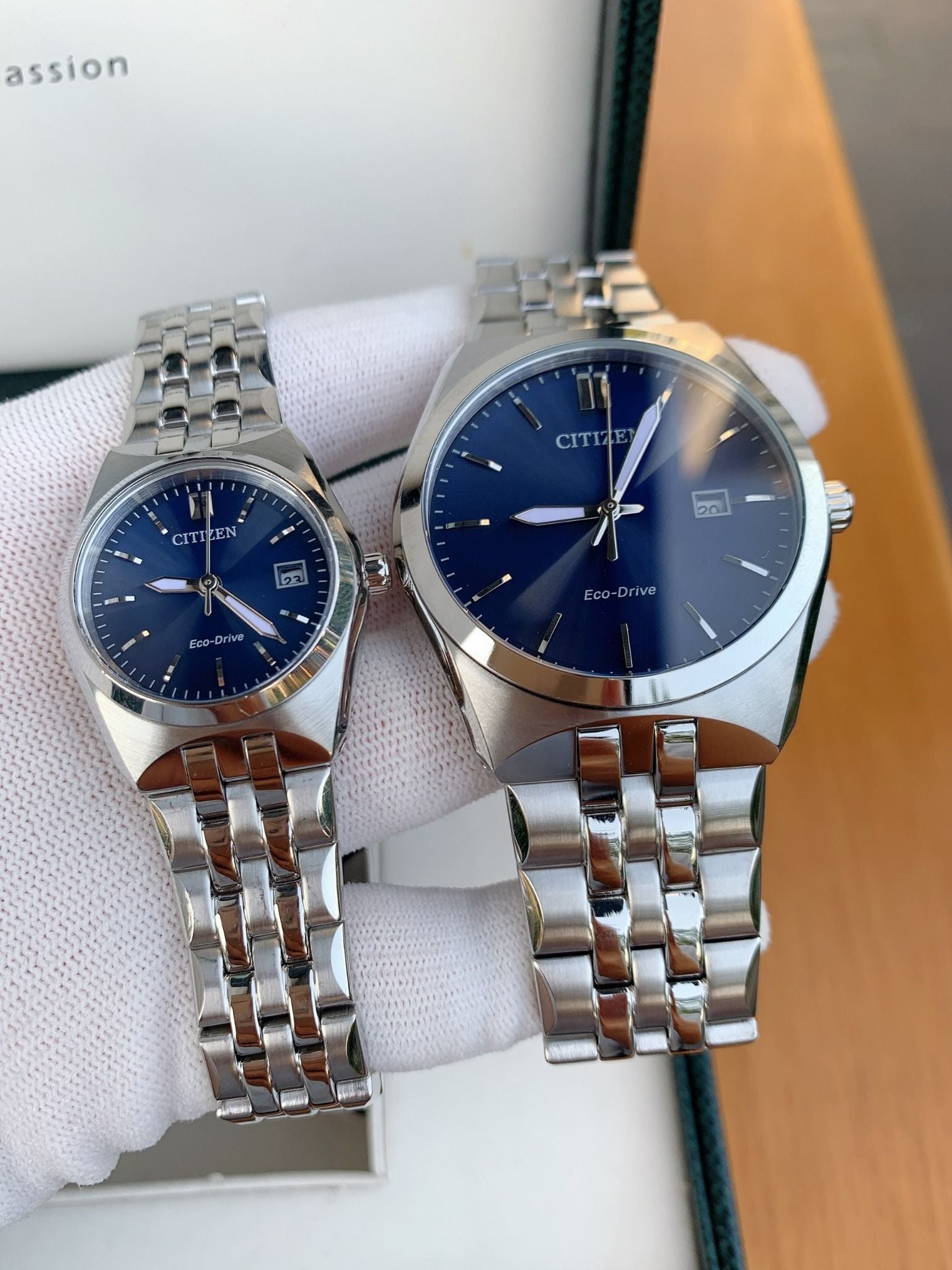 Đồng Hồ Cặp Citizen Eco-Drive BM7330-59L và EW2290-54L – PhongWatch