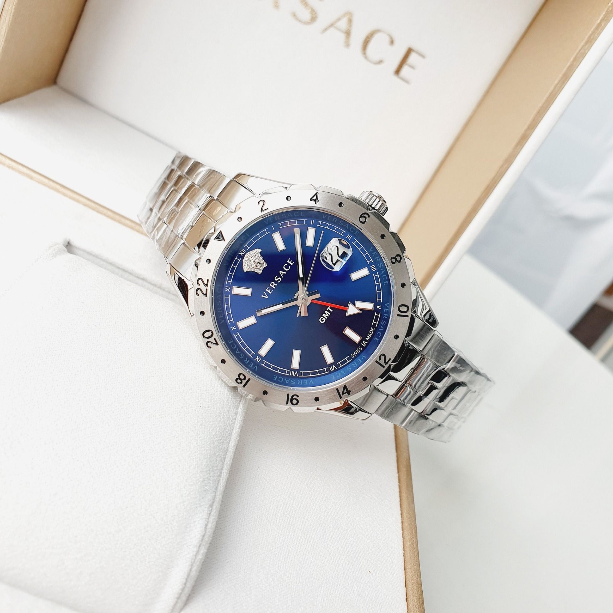 Versace Men's V11010015 Hellenyium 42mm Quartz GMT Blue Dial - Đồng Hồ ...