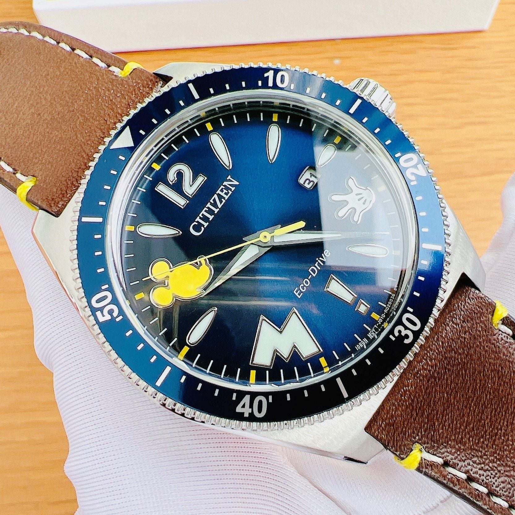 Citizen Eco-Drive AW1599-00W - Đồng Hồ Nam - Chính Hãng Giá Tốt ...