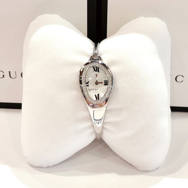 Gucci 103 Horsebit 41 Diamonds White Mother of Pearl Floral Dial Bangl ...