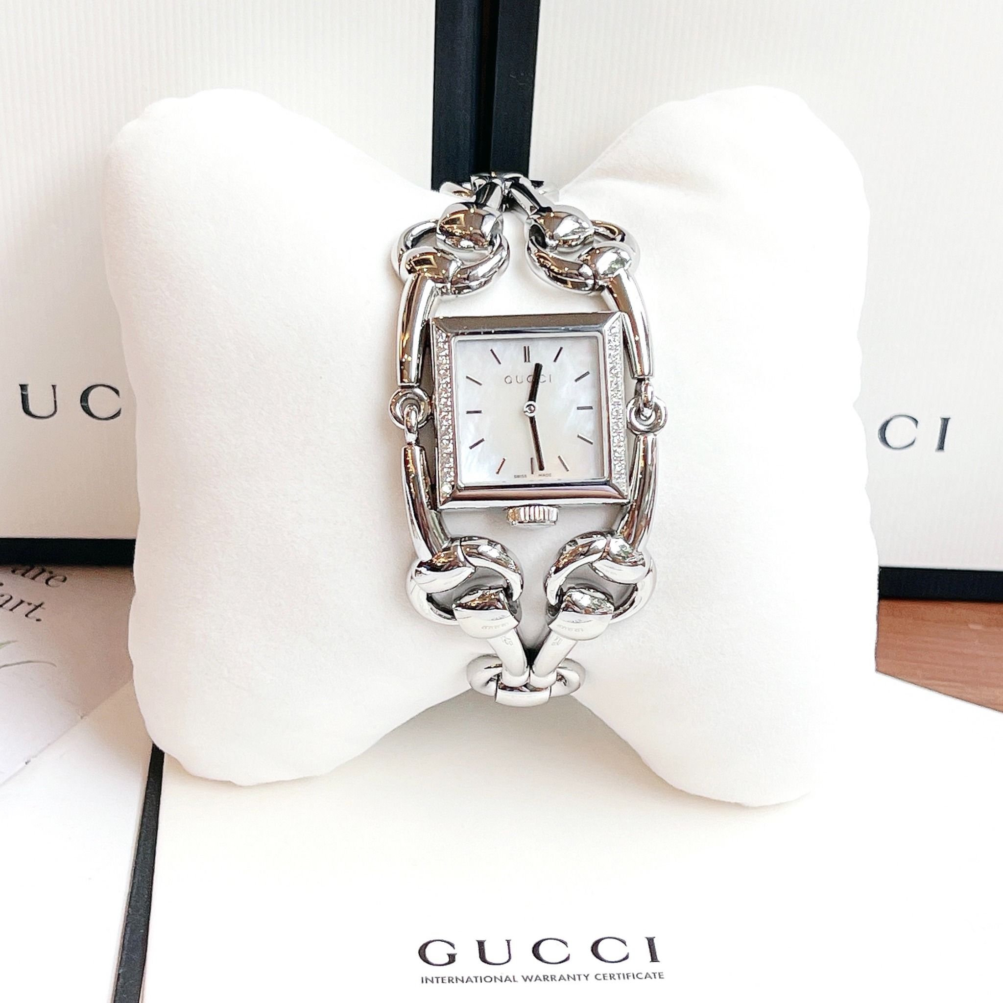 Gucci Signoria White Dial Stainless Steel Quartz YA116505 - Đồng Hồ Nữ ...