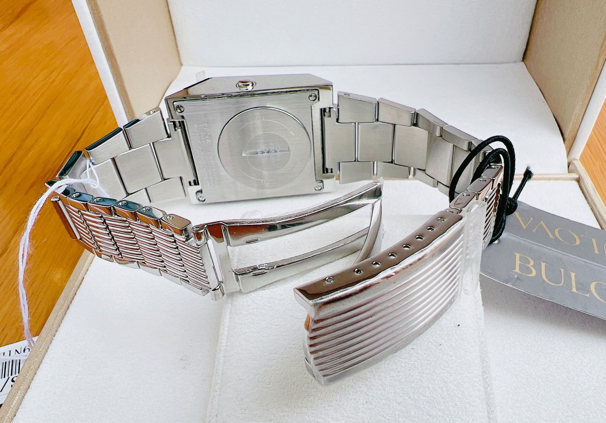 Bulova Quartz 96C139 - Đồng Hồ Nam - Chính Hãng Giá Tốt – PhongWatch