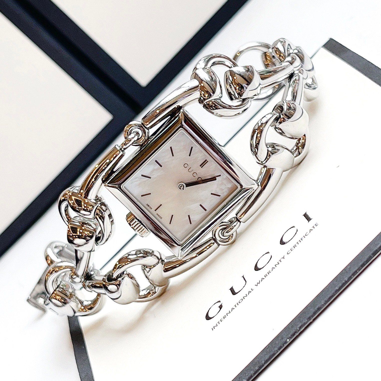 Gucci Signoria Vintage - Đồng Hồ Nữ - Chính Hãng Giá Tốt – PhongWatch