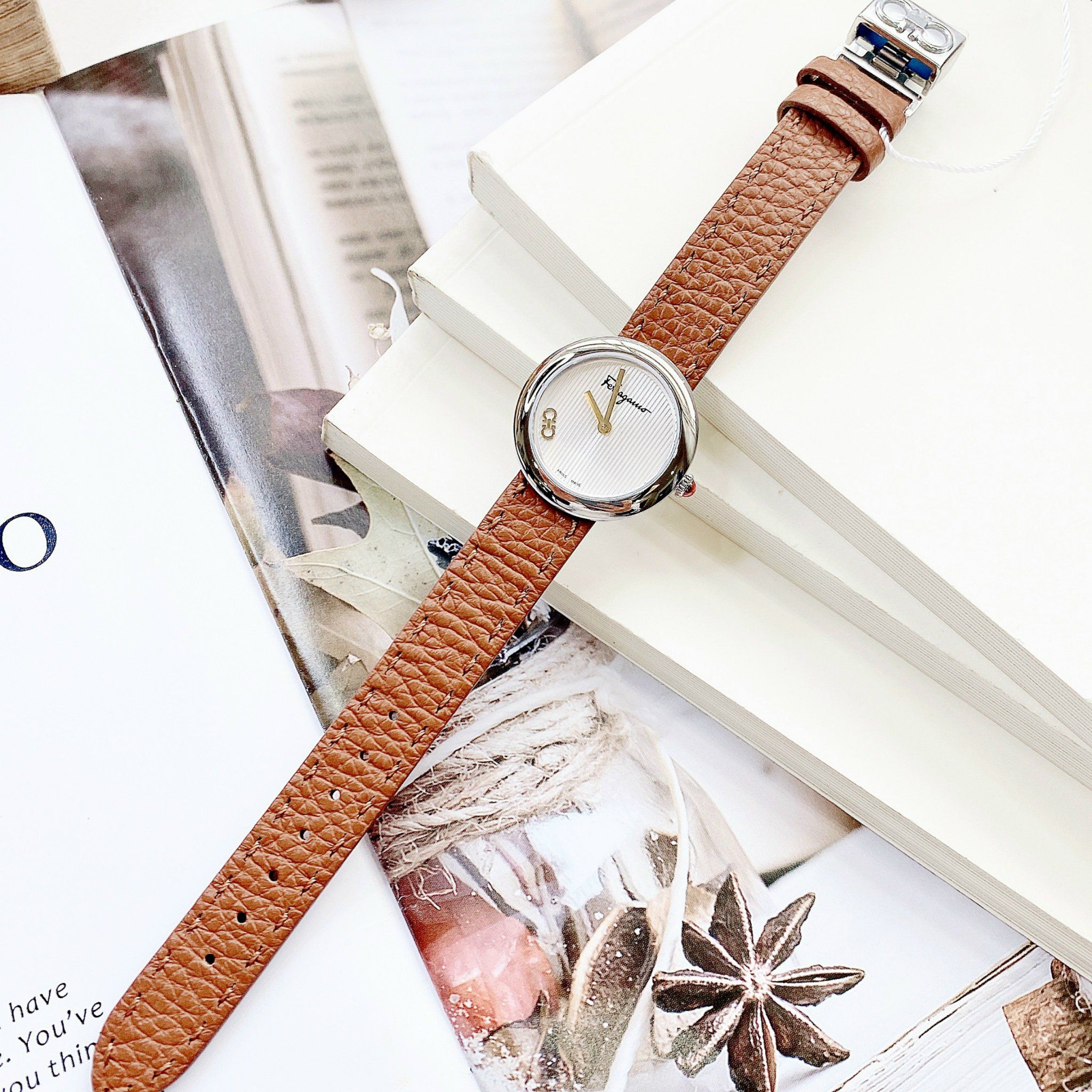 Salvatore Ferragamo SFNL00120 Forever Leather Watch 28mm - Đồng Hồ Nữ ...