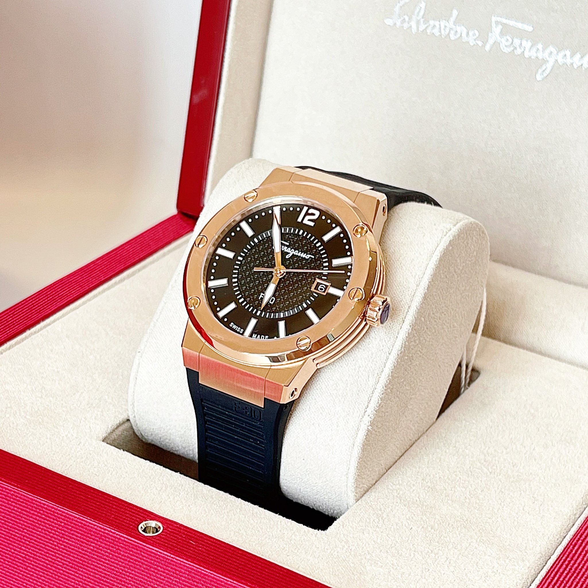 Salvatore Ferragamo F-80 Quartz Black Dial Rubber Black SFHY01722 44mm ...