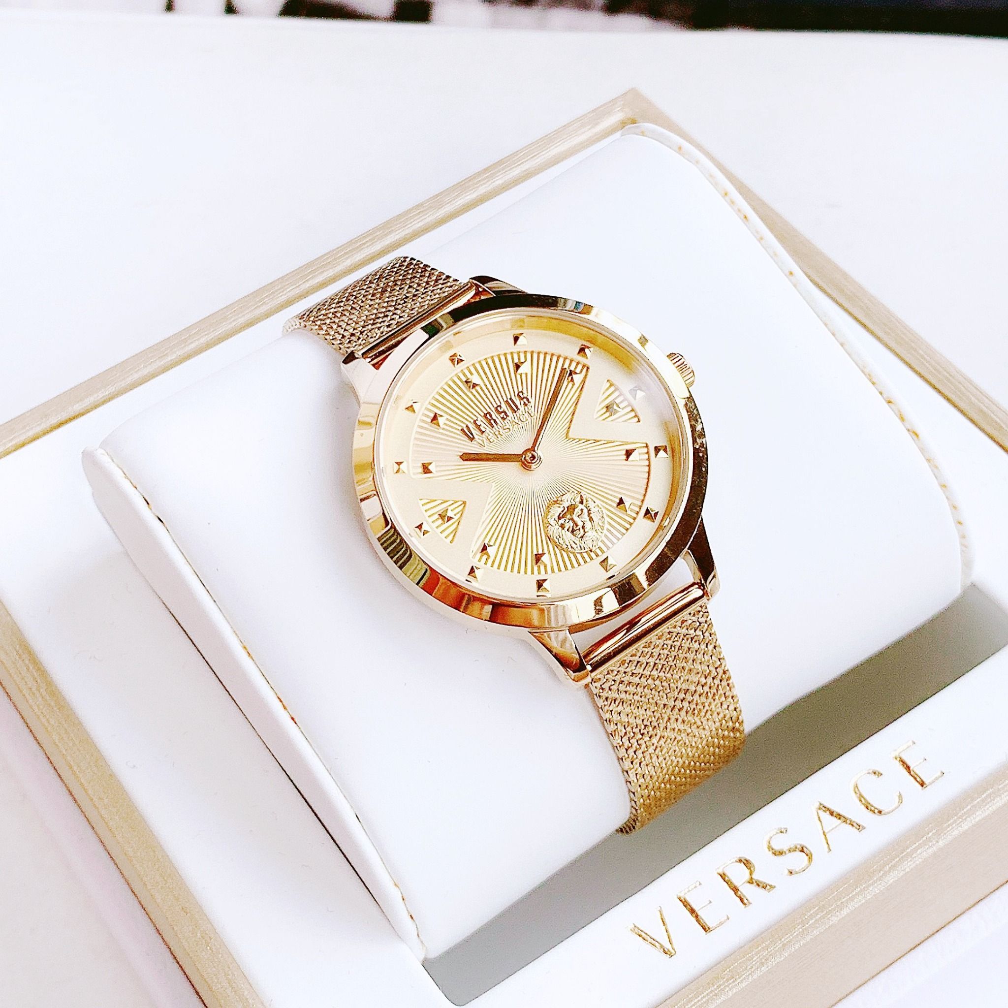Versus By Versace Gold 34 mm Palos Verdes VSPZK0521 - Đồng Hồ Nữ – PhongWatch