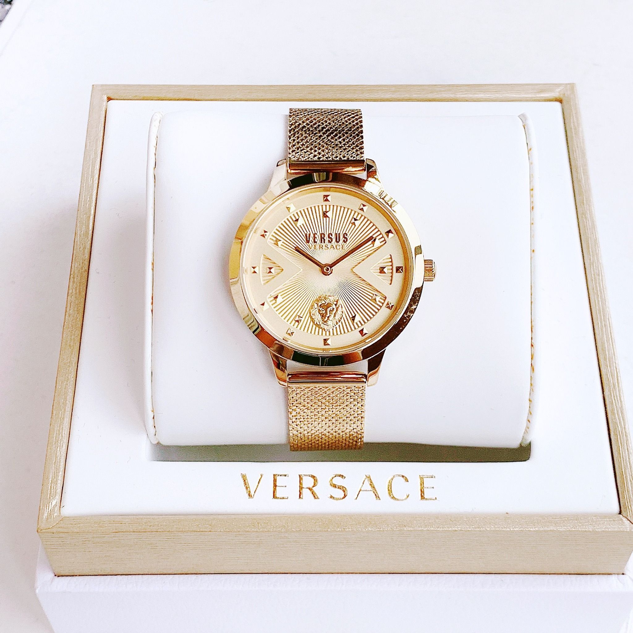 Versus By Versace Gold 34 mm Palos Verdes VSPZK0521 - Đồng Hồ Nữ – PhongWatch