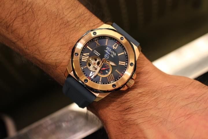 Bulova Marine Star Automatic 98A272 - Đồng Hồ Nam – PhongWatch