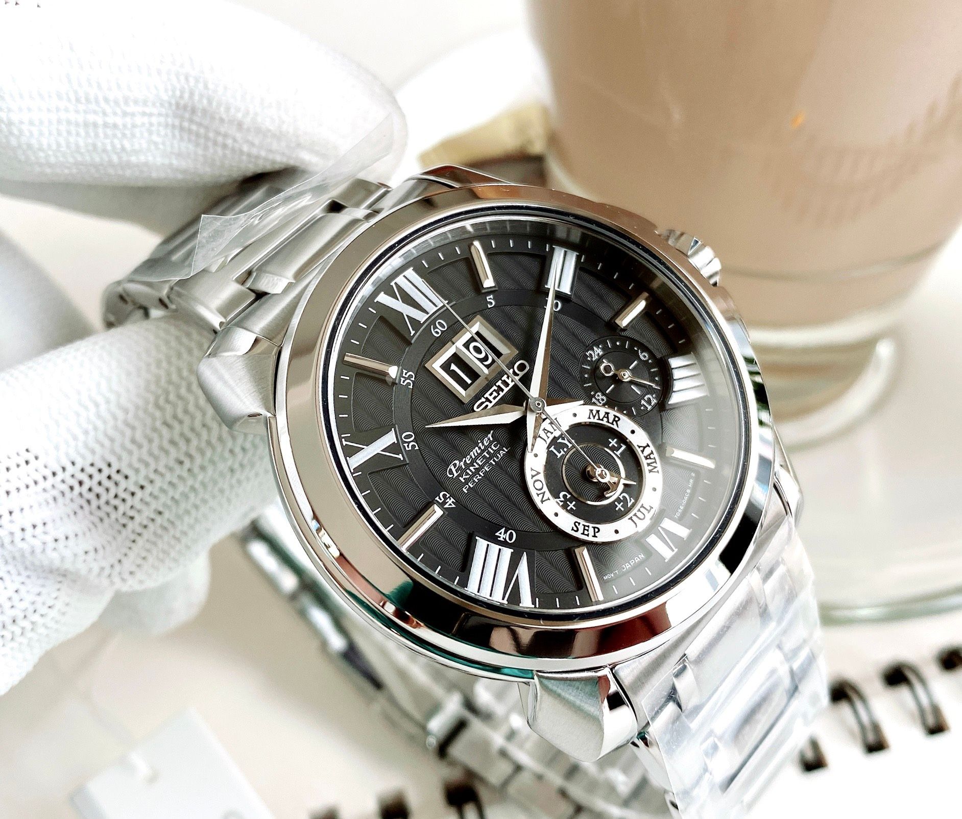 Seiko Premier Kinetic Perpetual Calendar SNP141 - Đồng Hồ Nam – PhongWatch