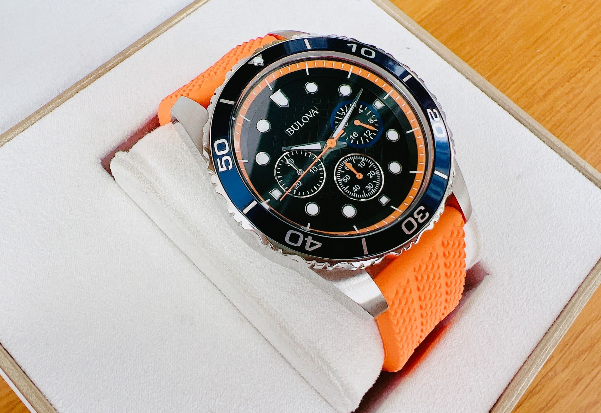Bulova Quartz Chronograph Black Dial Orange Silicone 98A204 - Đồng Hồ ...