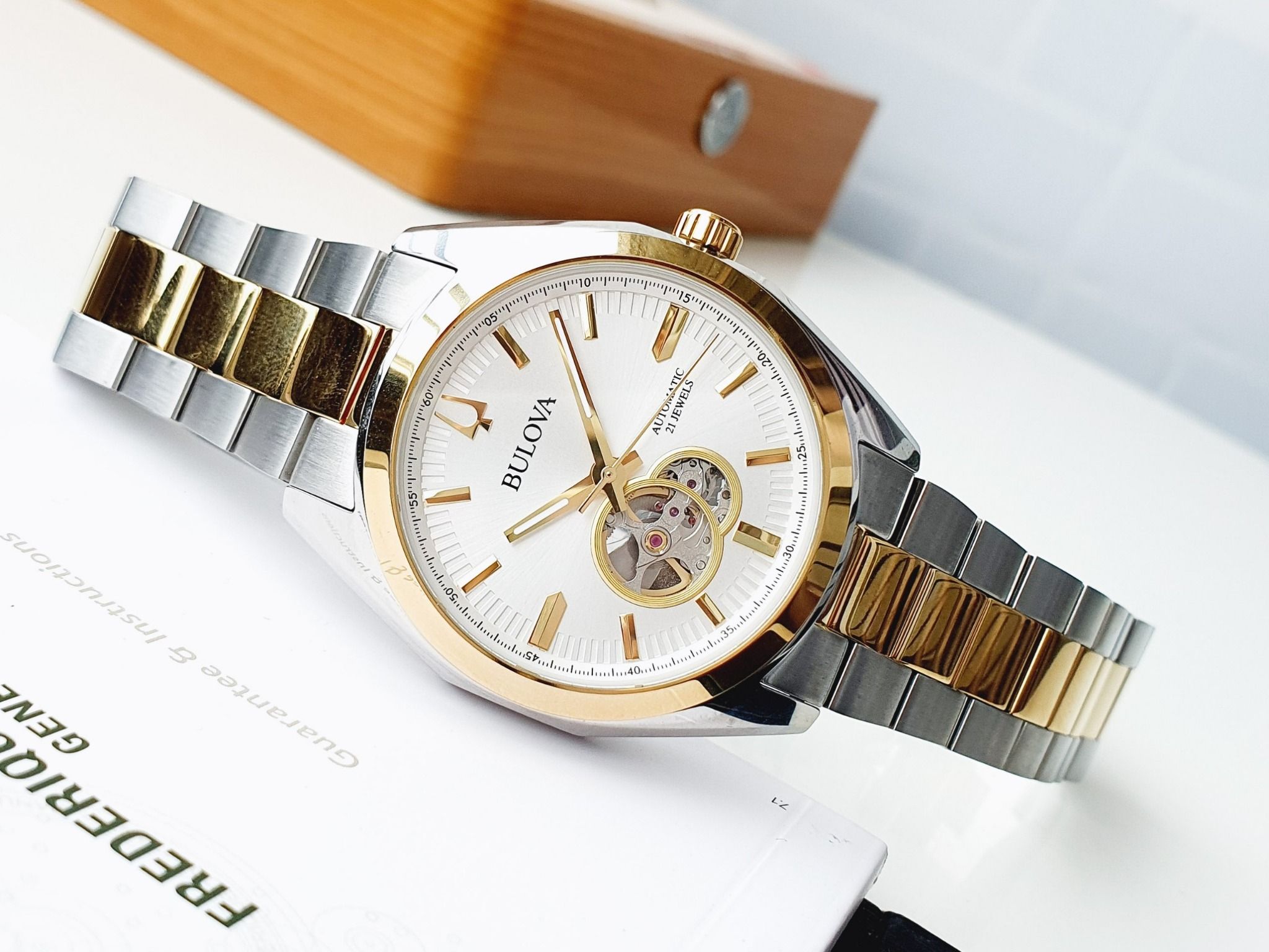 Bulova Automatic 98A284 Surveyor - Đồng Hồ Nam – PhongWatch