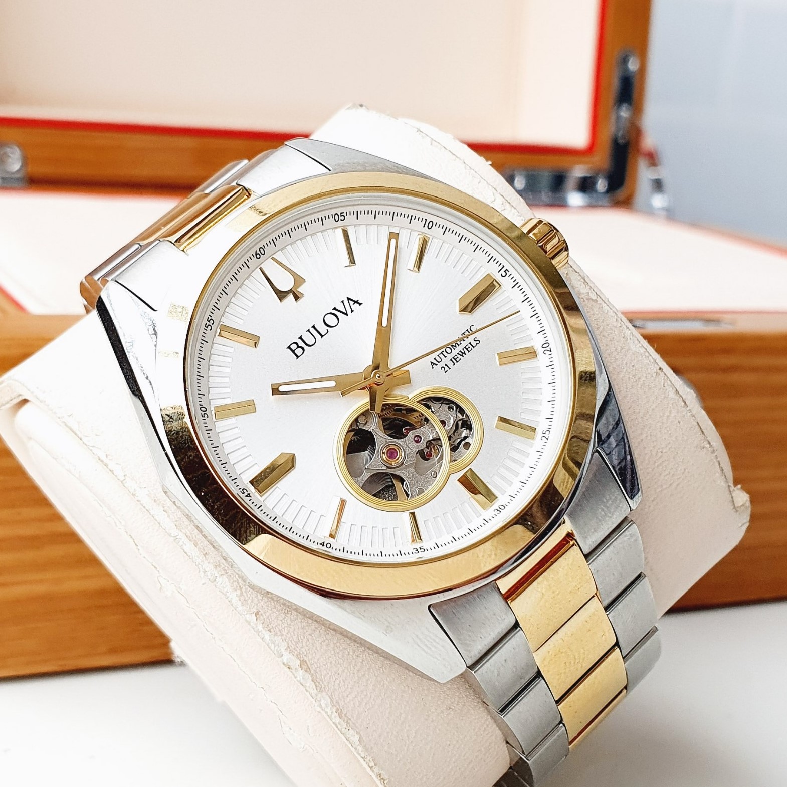 Bulova Automatic 98A284 Surveyor - Đồng Hồ Nam – PhongWatch