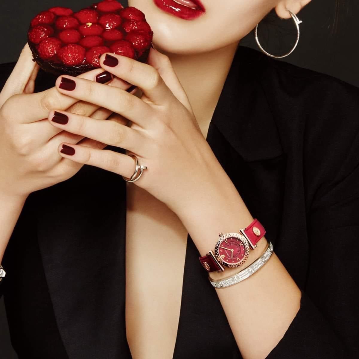 Versace Vanity Mini Dress Watch VEAA00318 27mm - Đồng Hồ Nữ – PhongWatch