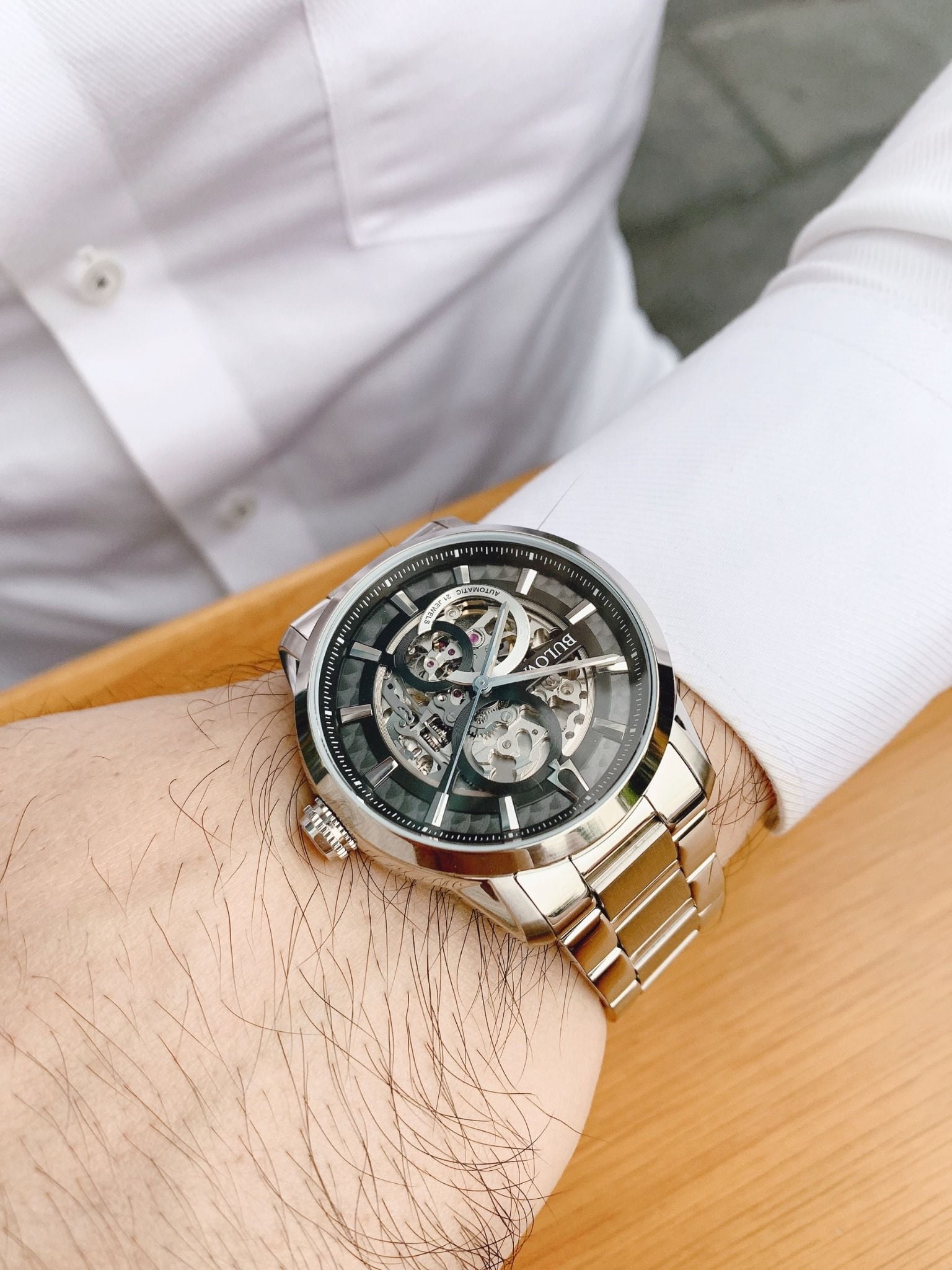 Bulova Sketeton 96A208 – PhongWatch