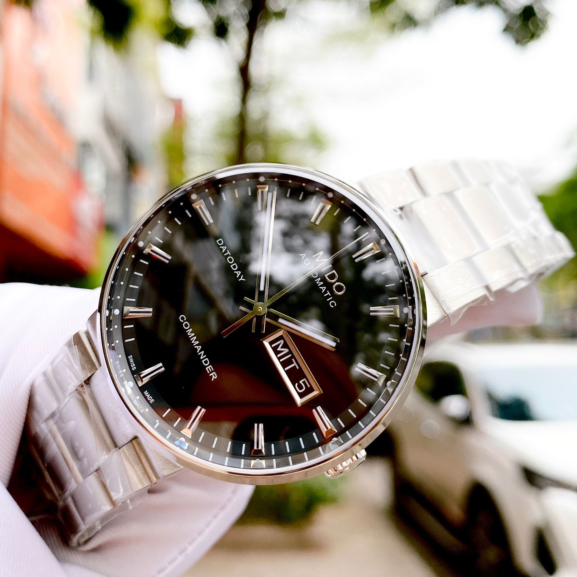 MIDO Commander M014.430.11.051.80 ( M0144301105180 ) - Đồng Hồ Nam ...