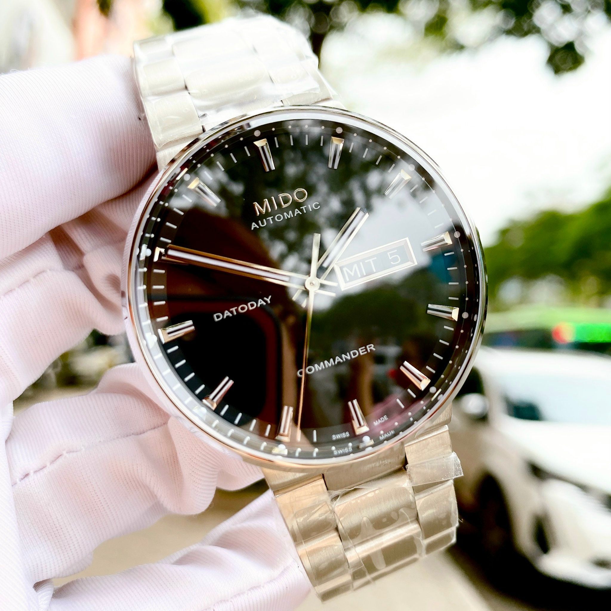 MIDO Commander M014.430.11.051.80 ( M0144301105180 ) - Đồng Hồ Nam ...