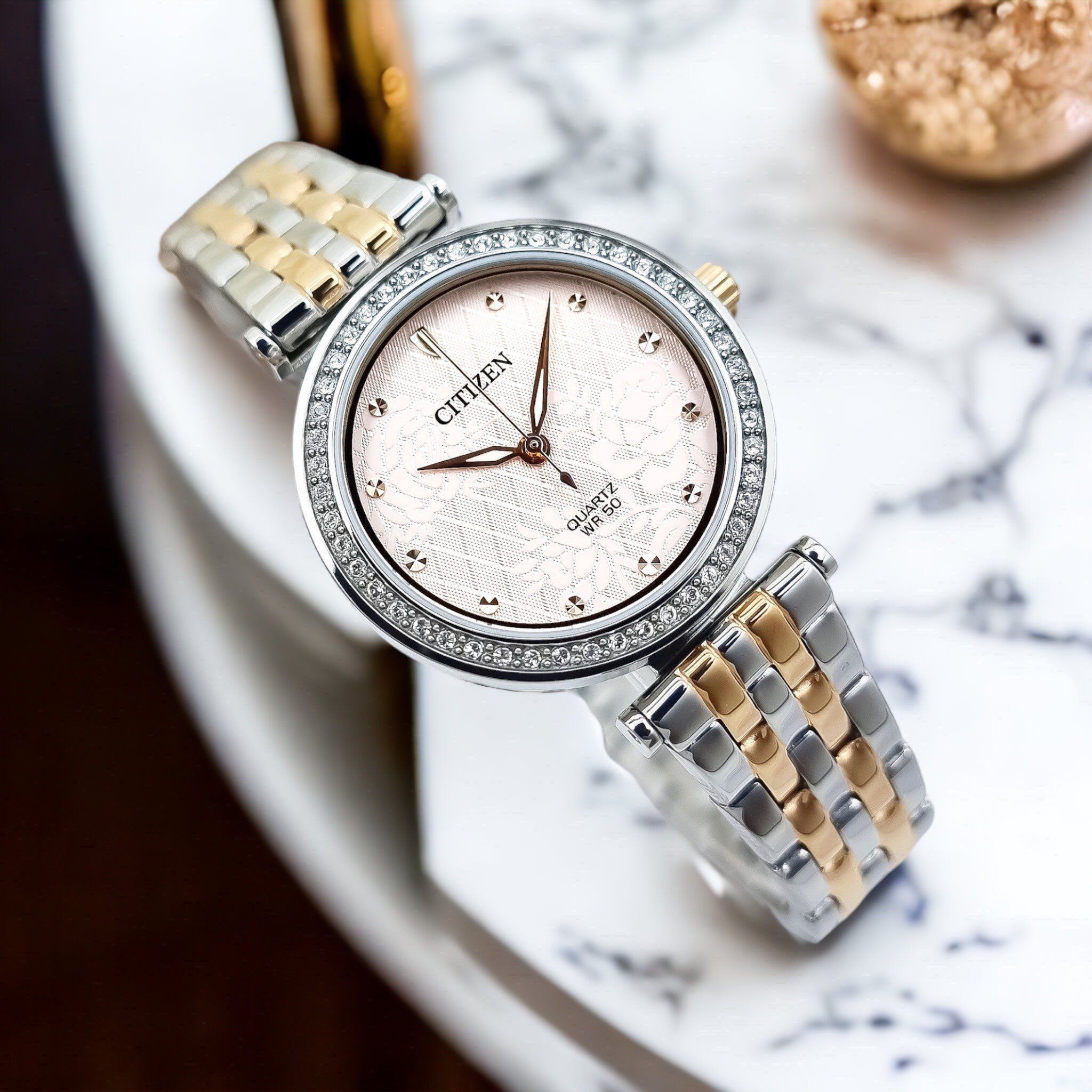 Citizen Quartz ER0218-53X - Nữ – PhongWatch