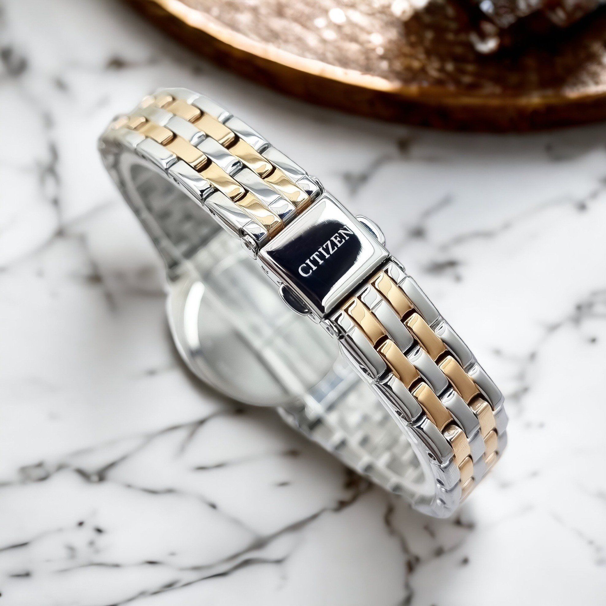 Citizen Quartz ER0218-53X - Nữ – PhongWatch