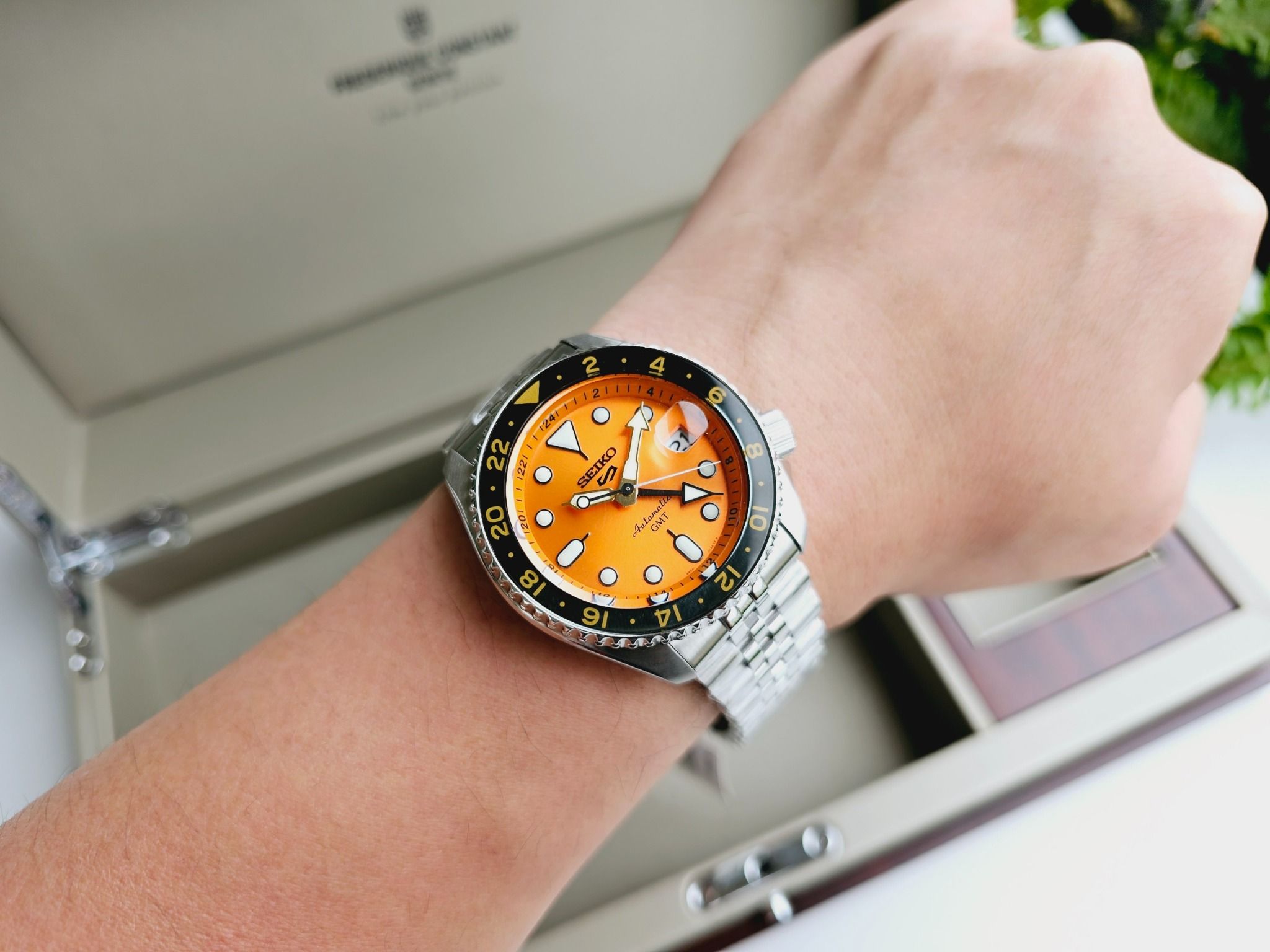 Seiko 5 Automatic GMT Watch SSK005K1 ( SSK005 ) - Đồng Hồ Nam – PhongWatch