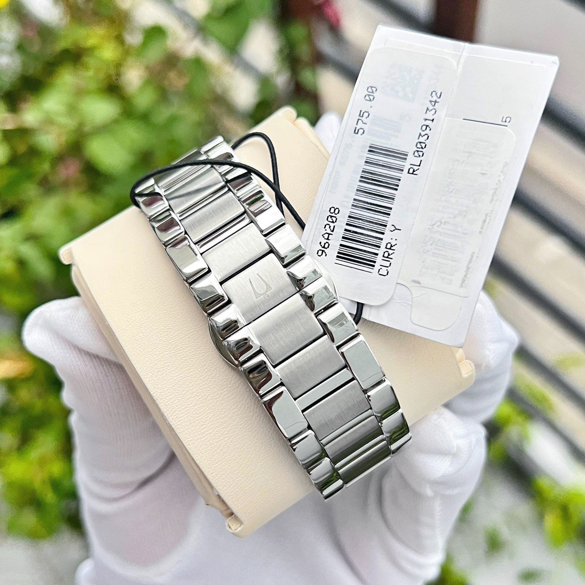 Bulova Sketeton 96A208 – PhongWatch