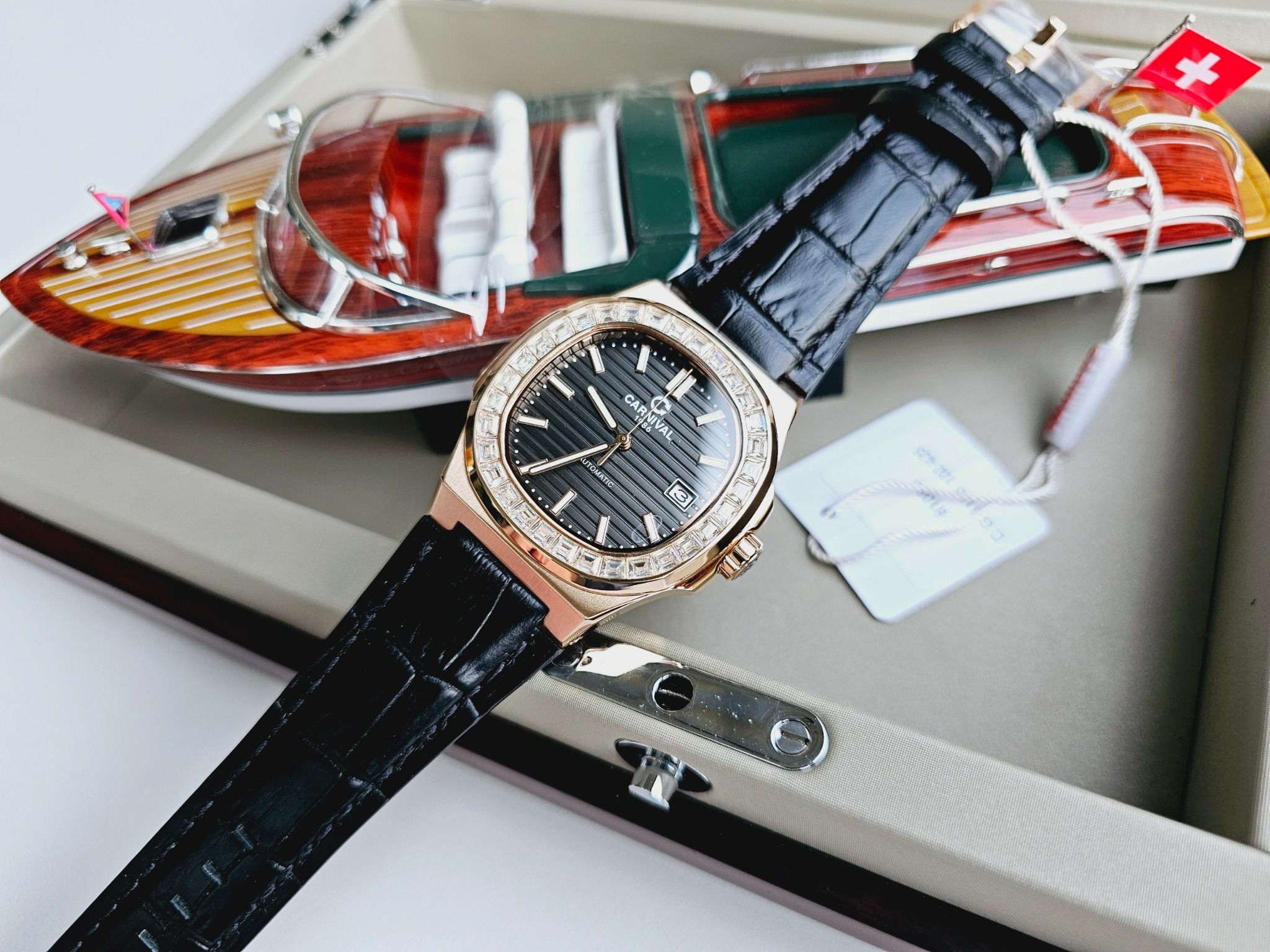 Carnival Nautilus Automatic 8108G-VH-DD-D ( G8108.302.432 ) - Đồng Hồ ...