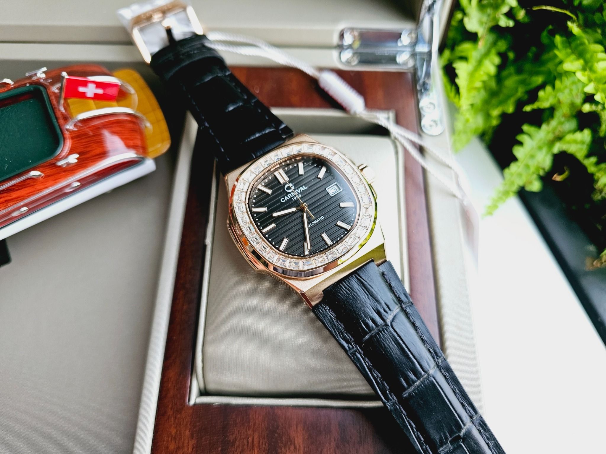 Carnival Nautilus Automatic 8108G-VH-DD-D ( G8108.302.432 ) - Đồng Hồ ...