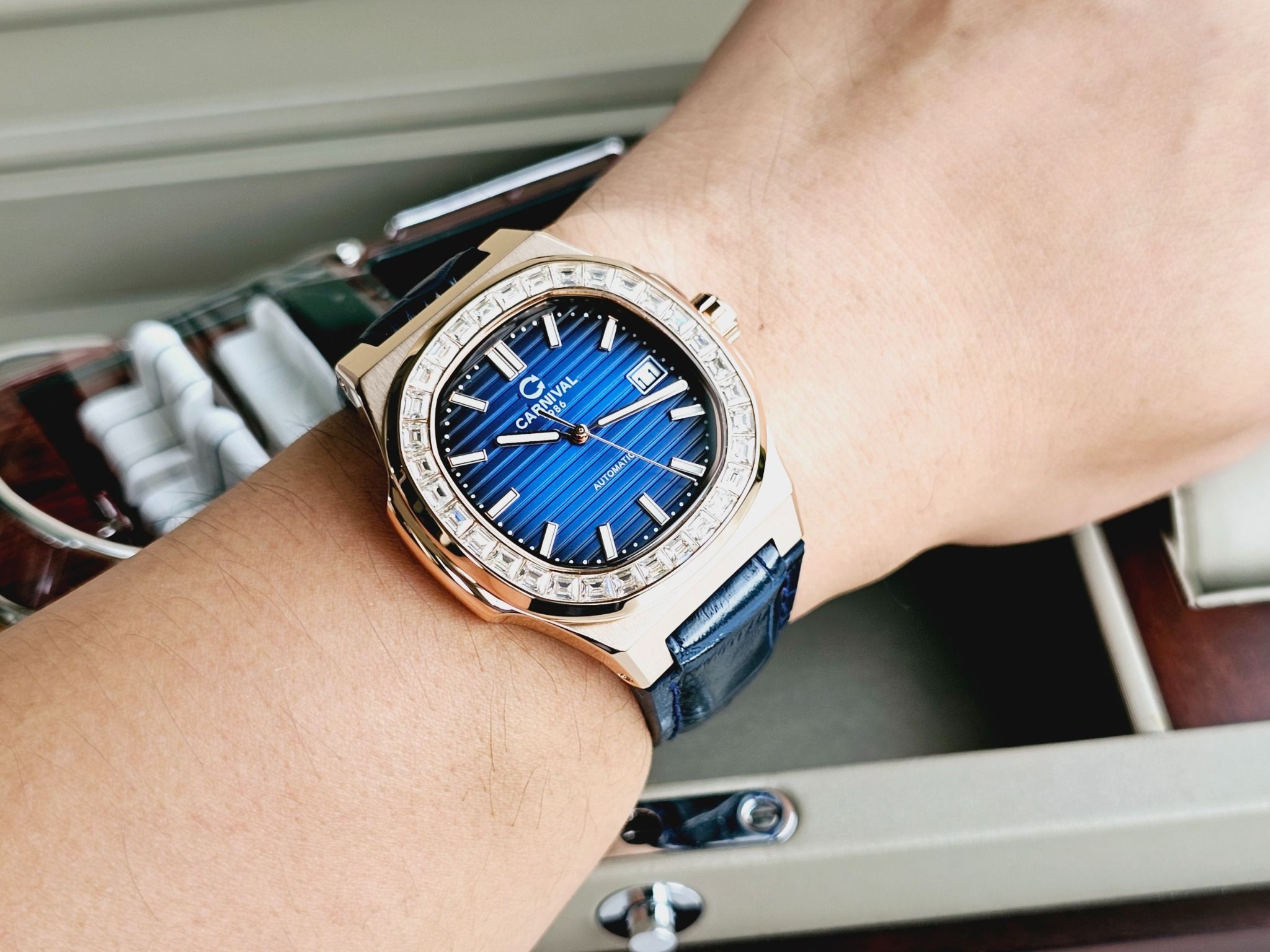 Carnival Nautilus Automatic 8108G-VH-DD-X ( G8108.304.425 ) - Đồng Hồ ...