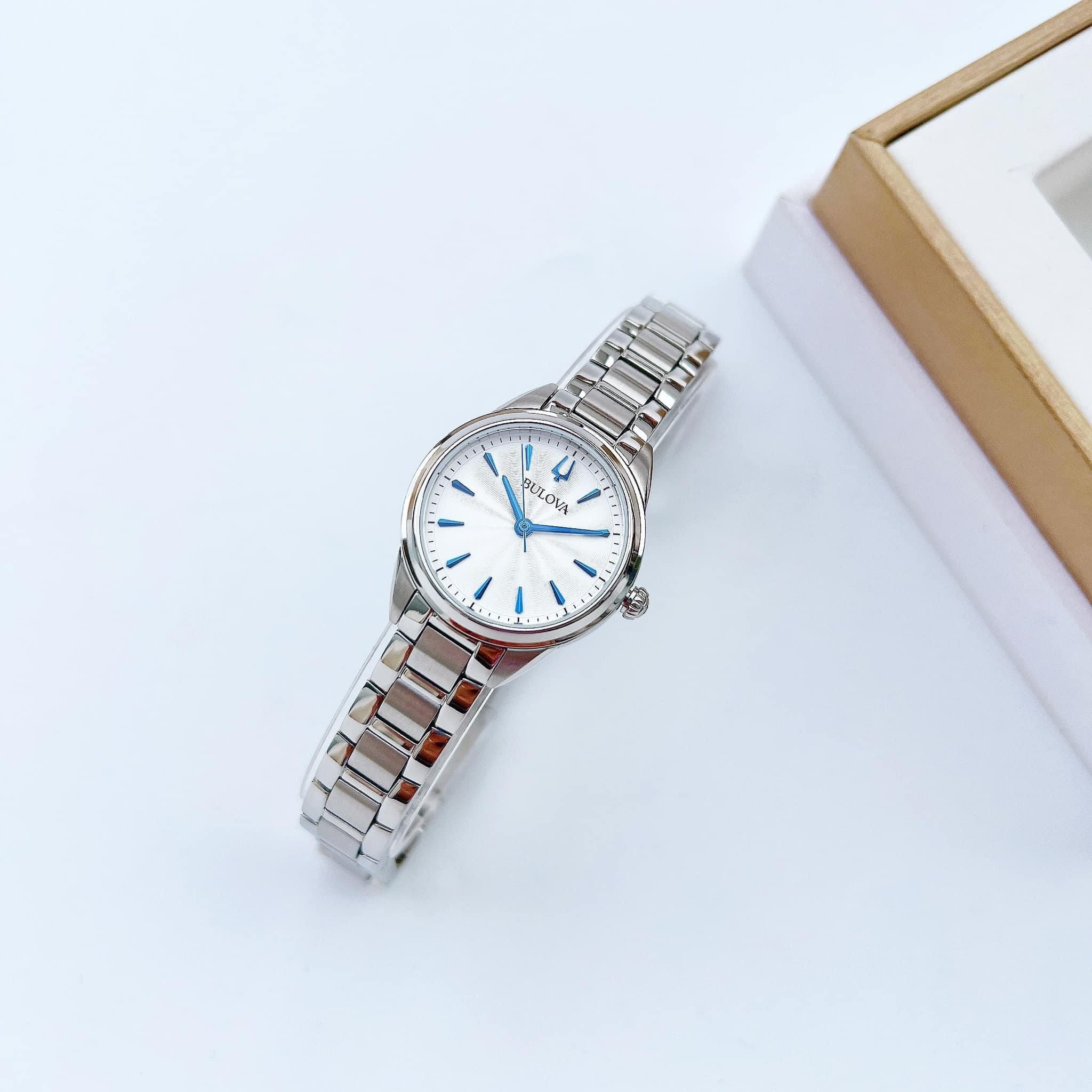 Bulova Quartz 96L285 Sutton Quartz Silver Dial Sver Tone - Đồng Hồ Nữ ...