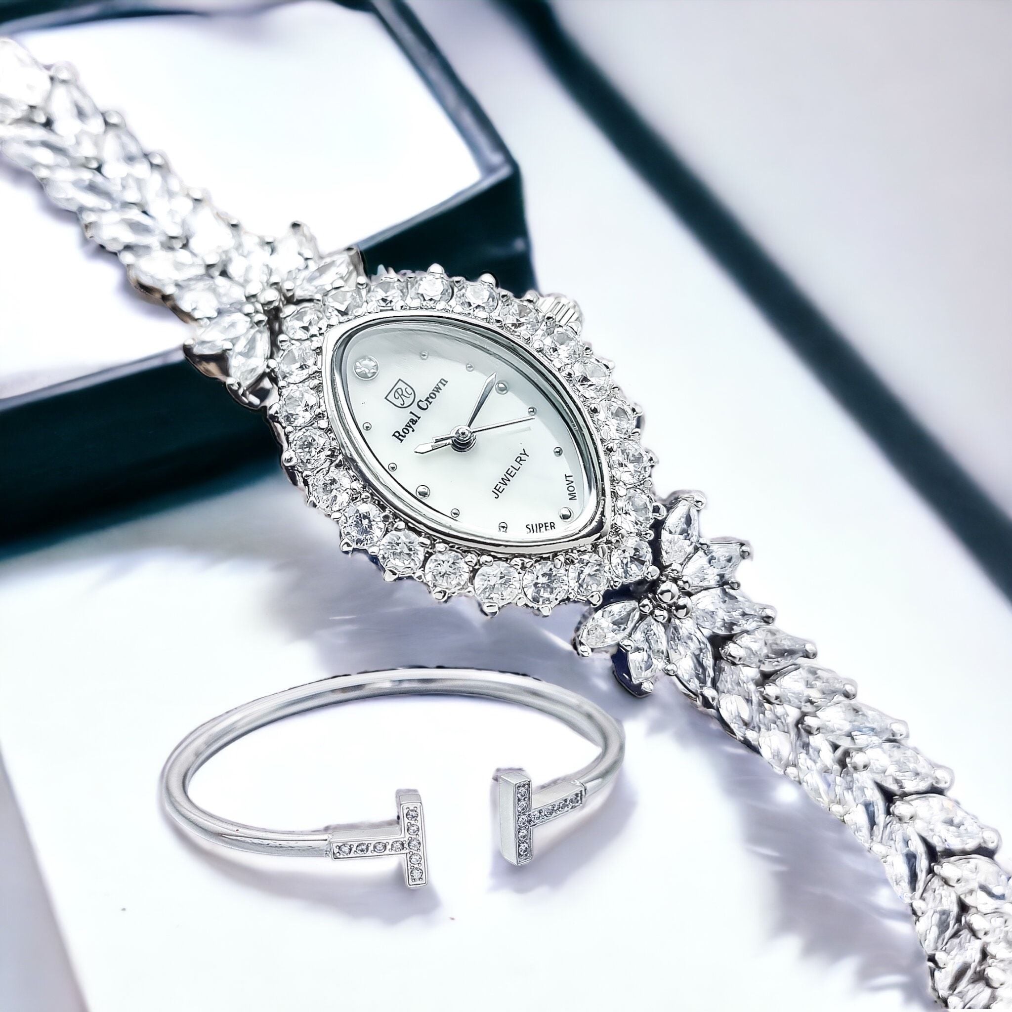 Royal Crown Quartz 5588 Diamond - Đồng Hồ Nữ – PhongWatch