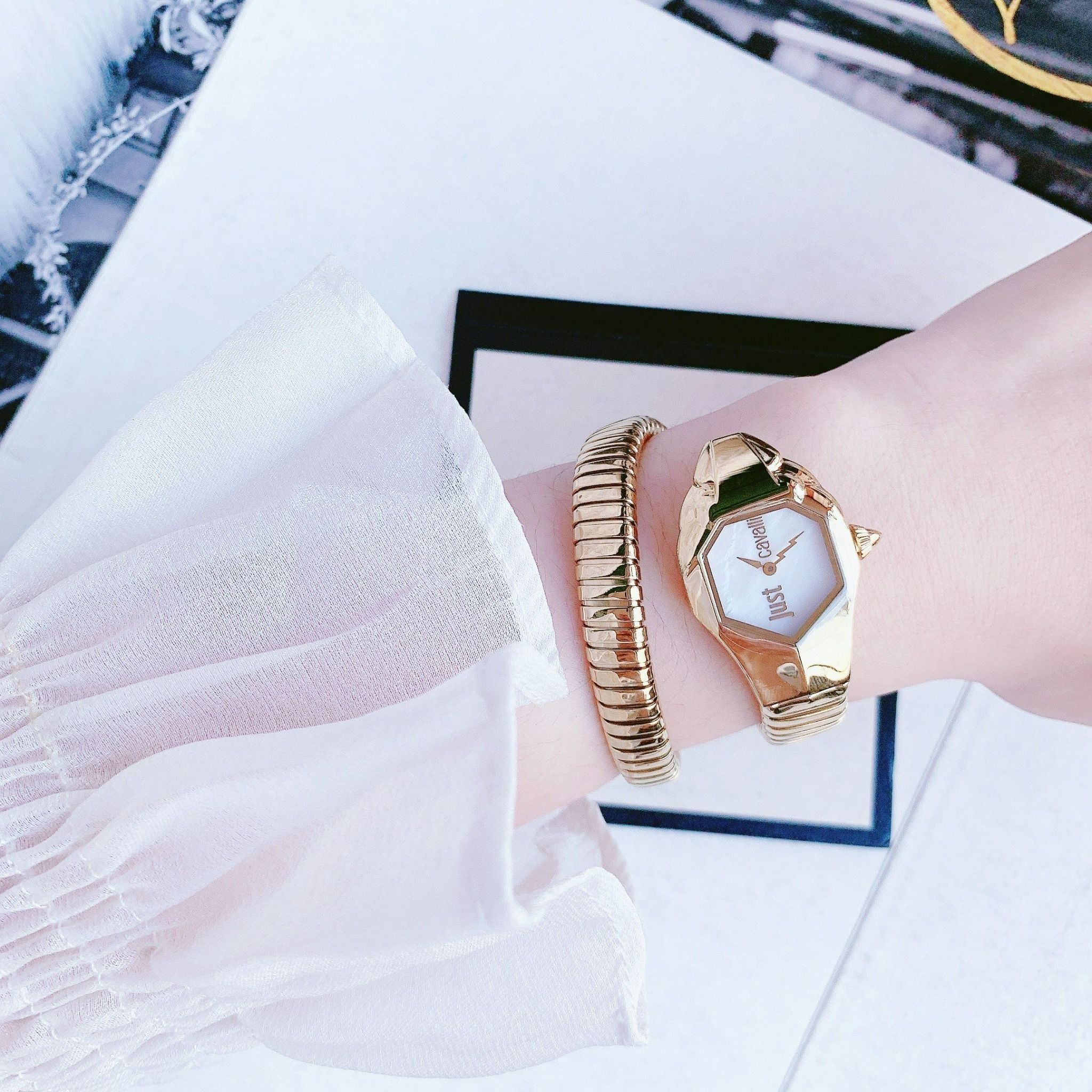 Just Cavalli Quartz JC1L001M0025 Glam Chic Champagne Septagon Ladies W ...