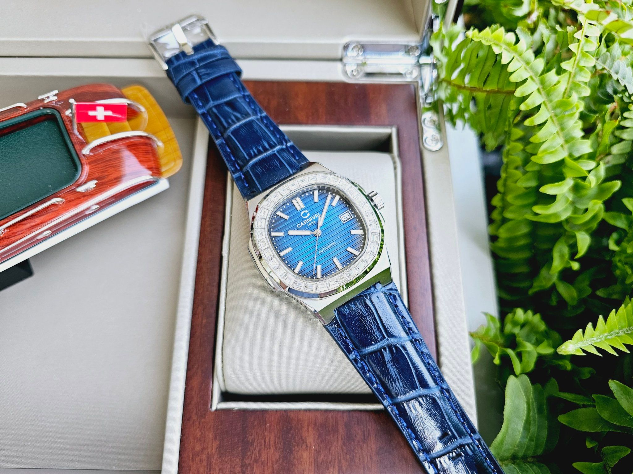 Carnival Nautilus Automatic 8108G-VT-DD-X - 8108G - Chính Hãng – PhongWatch