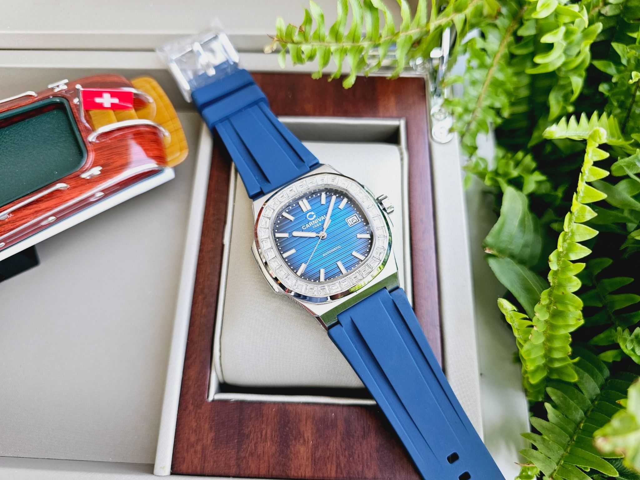 Carnival Nautilus Automatic 8108G-VT-DCS-X ( 8108G ) - Đồng Hồ Nam- Ch ...
