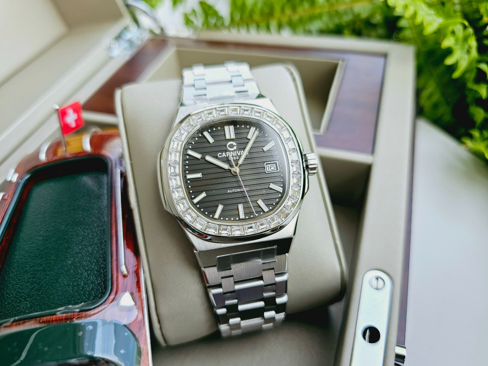 CARNIVAL I&W 721G-VT-D ( 721G ) - Đồng Hồ Nam – PhongWatch