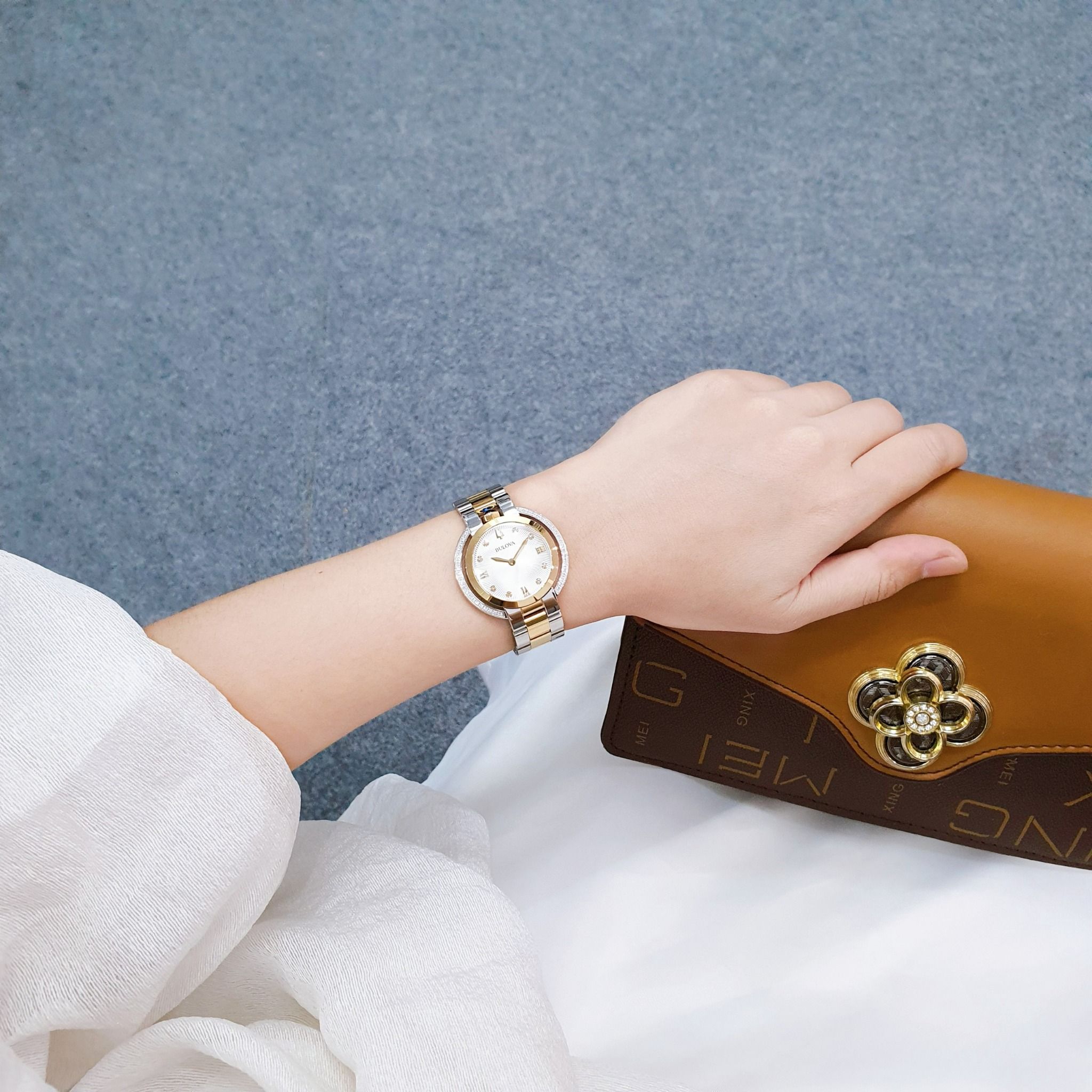 Bulova Quartz 98R246 Rubaiyat - Đồng Hồ Nữ - Chính Hãng Giá Tốt – PhongWatch