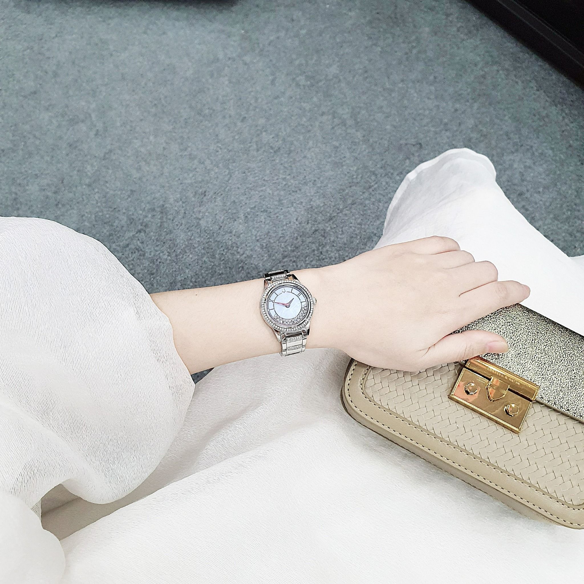 Bulova Quartz 96L260 - Đồng Hồ Nữ - Chính Hãng Giá Tốt – PhongWatch