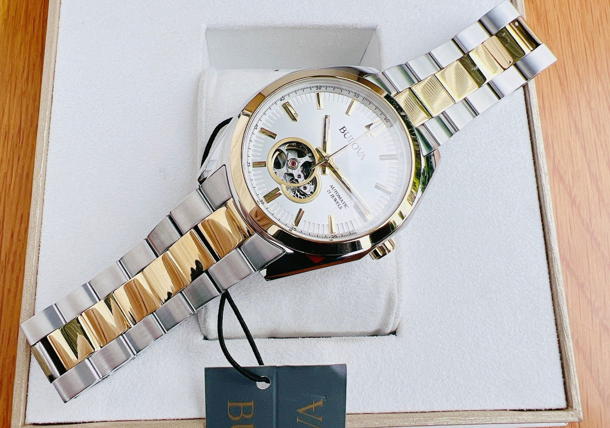 Bulova Automatic 98A284 Surveyor - Đồng Hồ Nam – PhongWatch