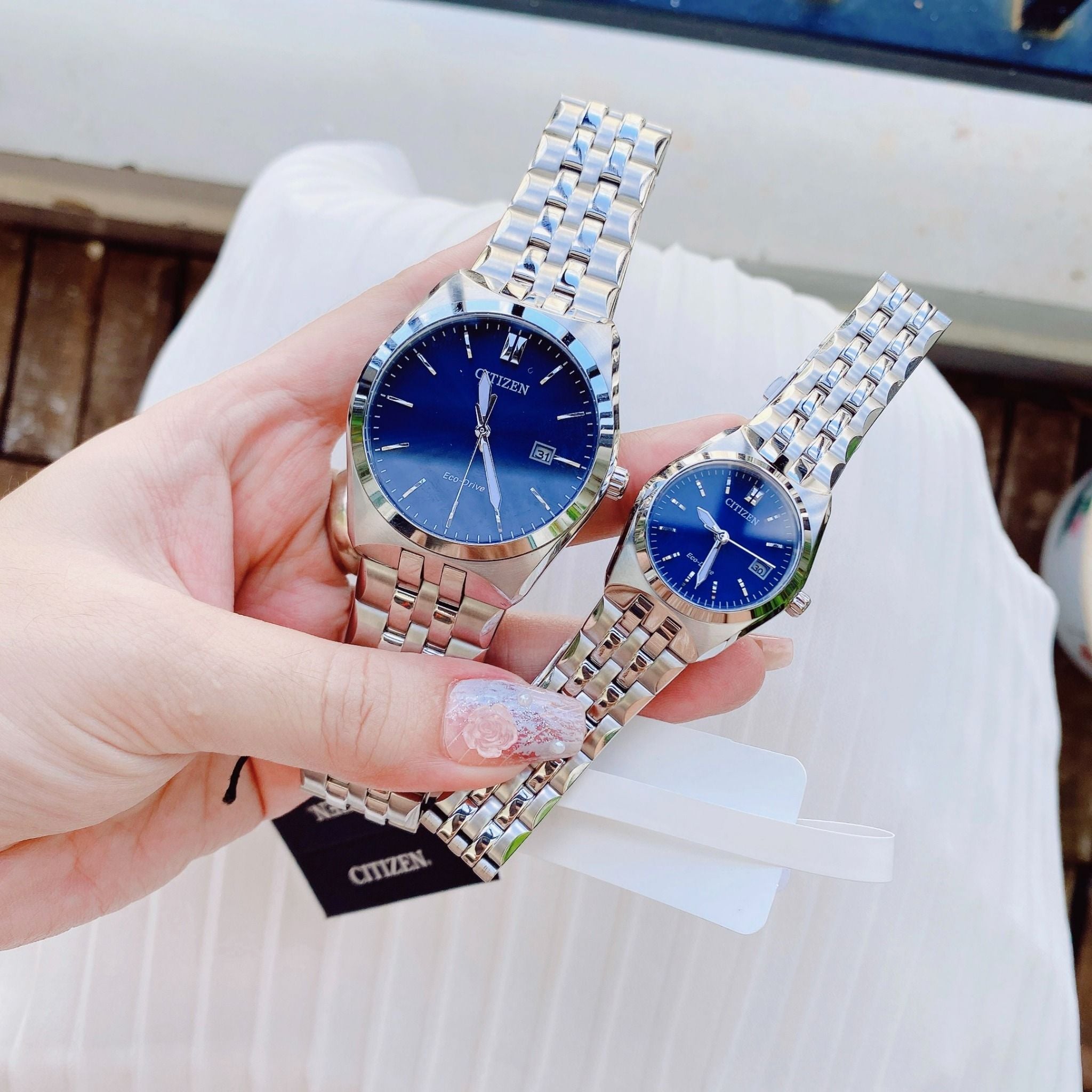 Đồng Hồ Cặp Citizen Eco-Drive BM7330-59L và EW2290-54L – PhongWatch