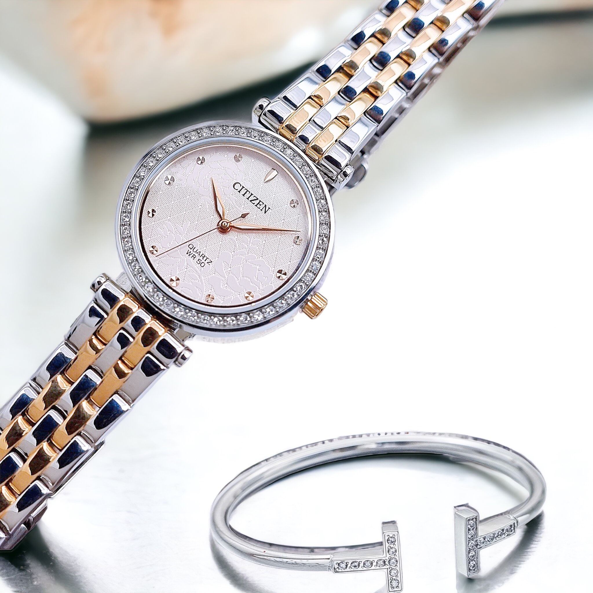 Citizen Quartz ER0218-53X - Nữ – PhongWatch