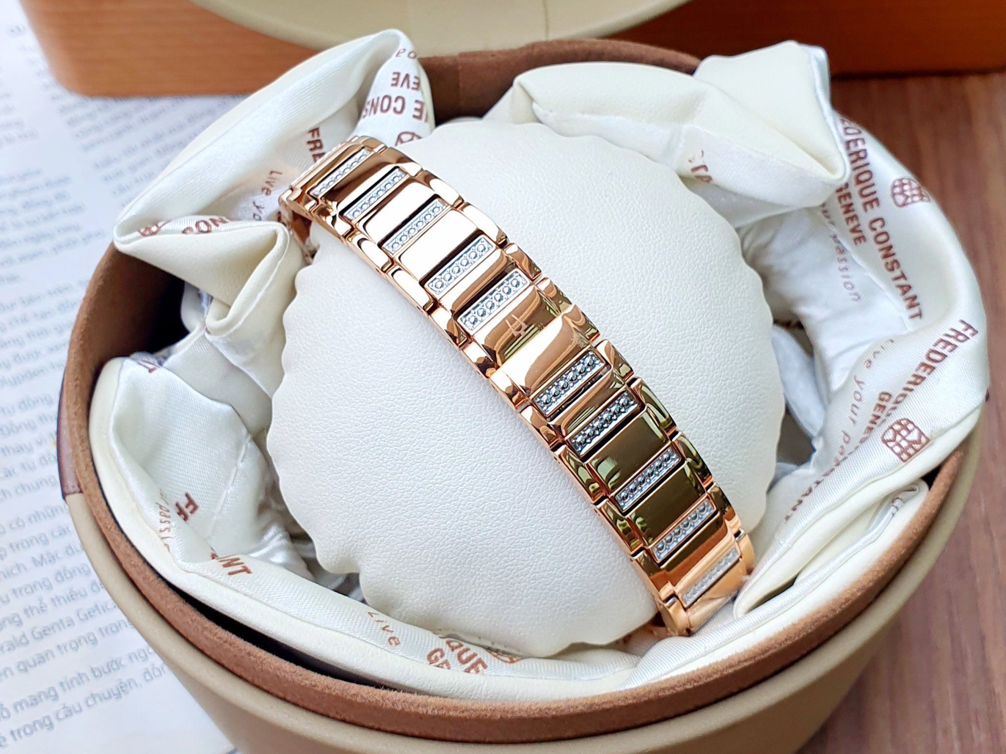 Bulova Quartz 98L247 - Đồng Hồ Nữ – PhongWatch