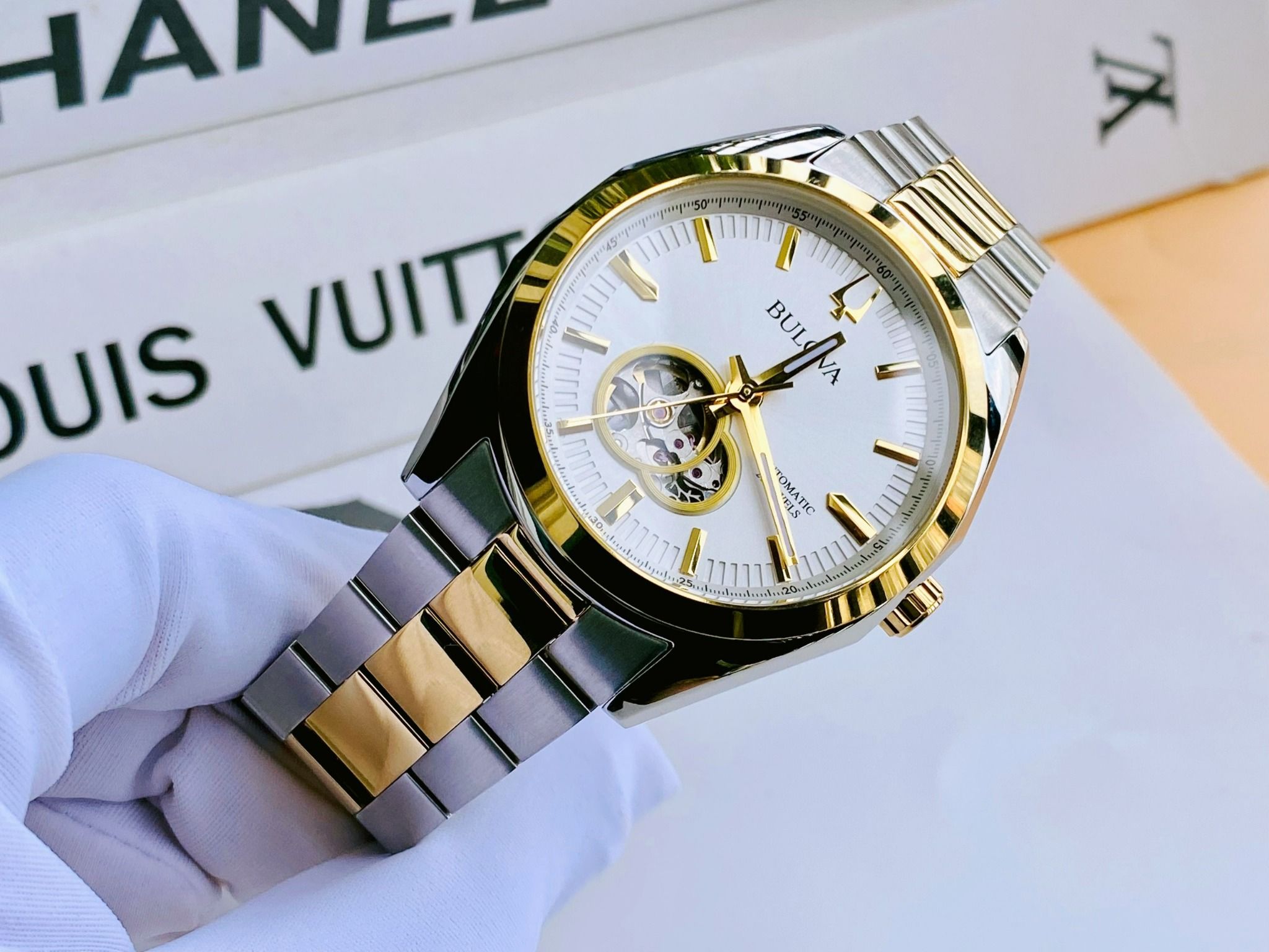 Bulova Automatic 98A284 Surveyor - Đồng Hồ Nam – PhongWatch