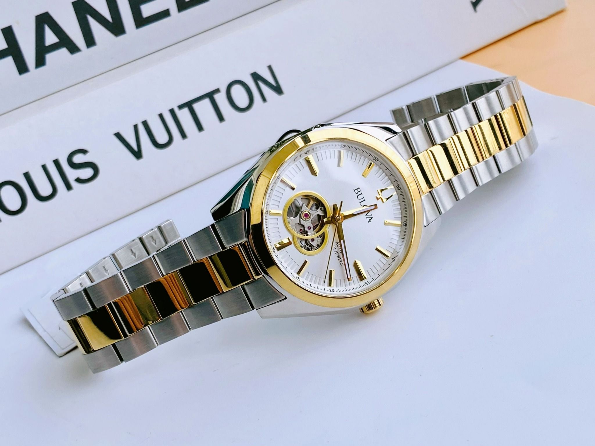 Bulova Automatic 98A284 Surveyor - Đồng Hồ Nam – PhongWatch