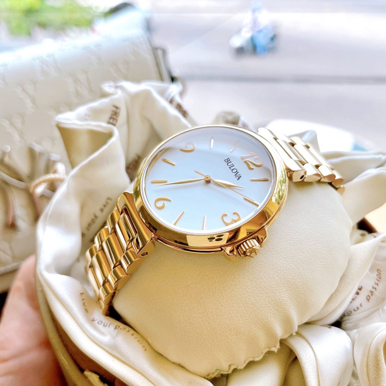 Bulova Quartz 97L139 - Đồng Hồ Nữ - Chính Hãng Giá Tốt – PhongWatch