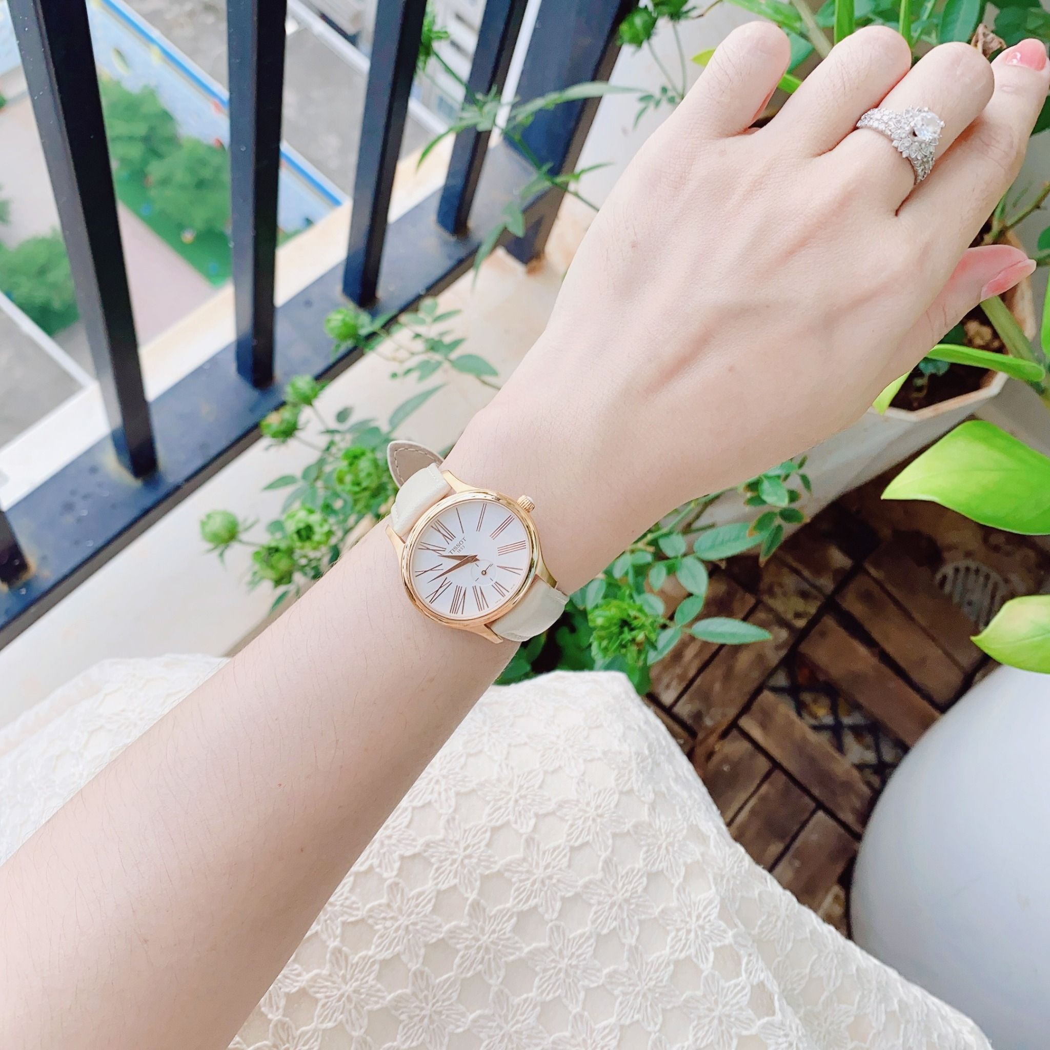 Tissot Bella - T103.310.36.013.00 ( T1033103601300 ) - Đồng Hồ Nữ ...