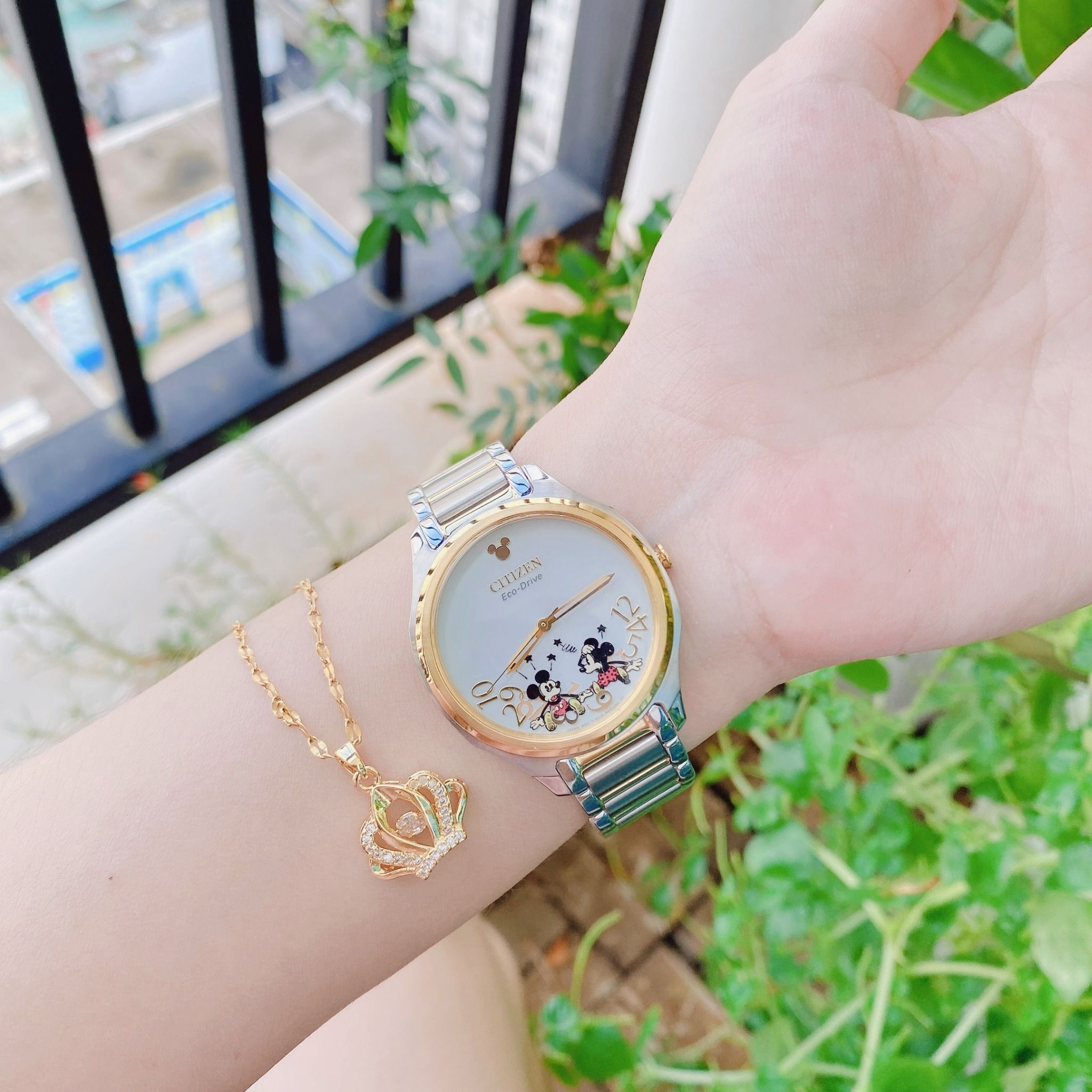 Citizen Eco-drive EM0754-59W Disney Falling Mickey & Minnie Mouse ...