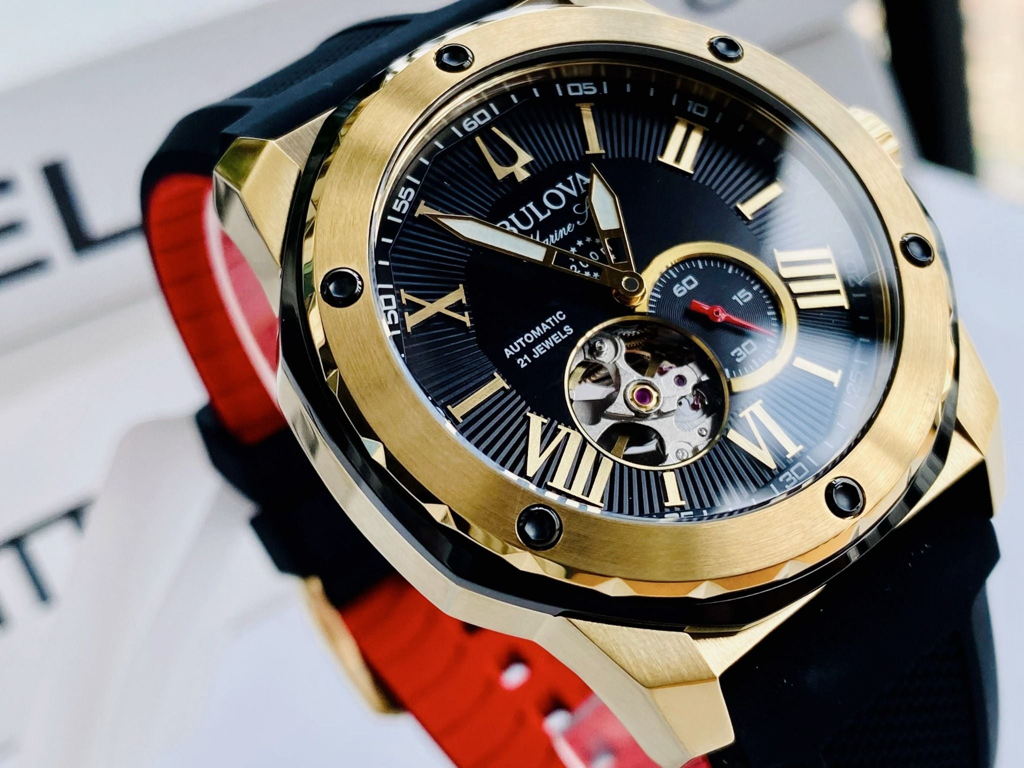 Bulova Marine Star Automatic 98A272 - Đồng Hồ Nam – PhongWatch